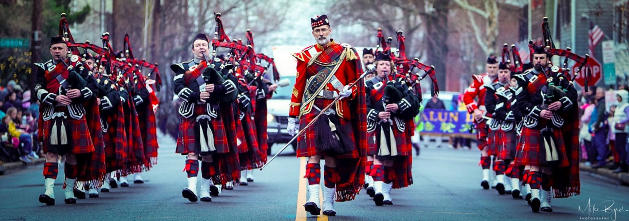 Santa's Back! Here's Your Guide to the 49th Annual Scottish Christmas ...