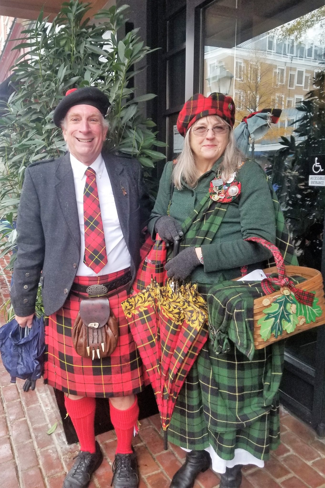 Santa's Back! Here's Your Guide to the 49th Annual Scottish Christmas ...