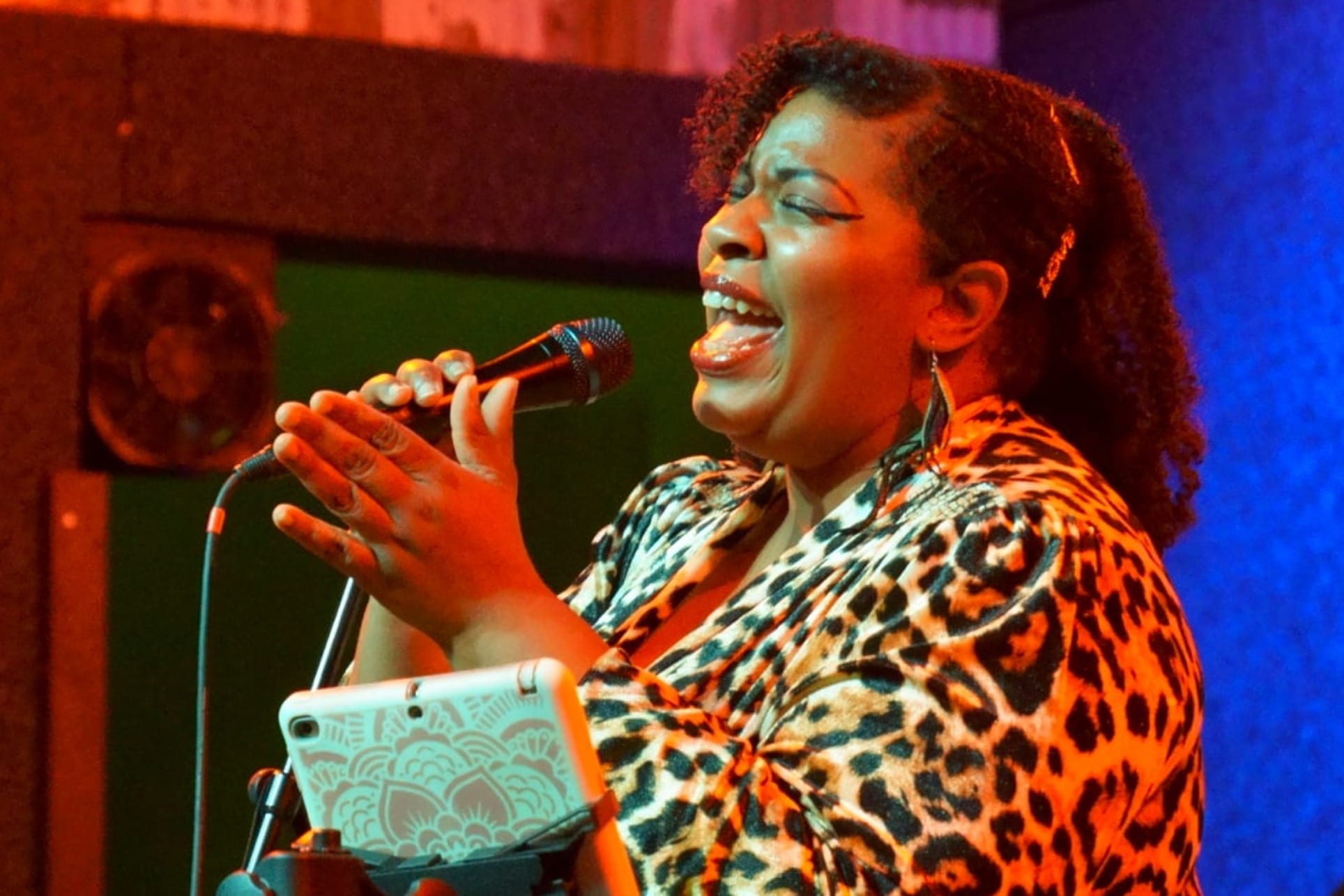 CARLY HARVEY: DC's "QUEEN OF THE BLUES" TALKS FRANKLY ABOUT HER ...