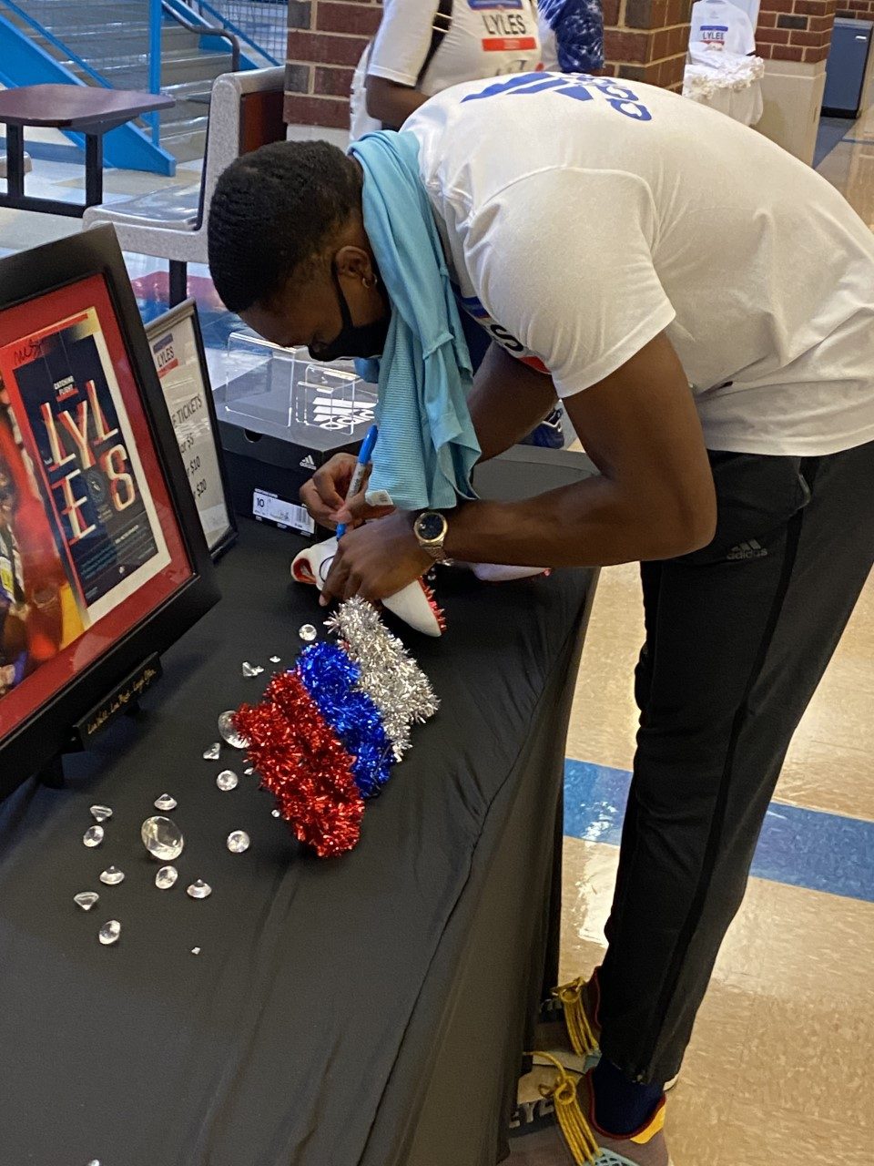Lyles Foundation Hosts Olympic Watch Party for ACPS Alum Noah Lyles ...