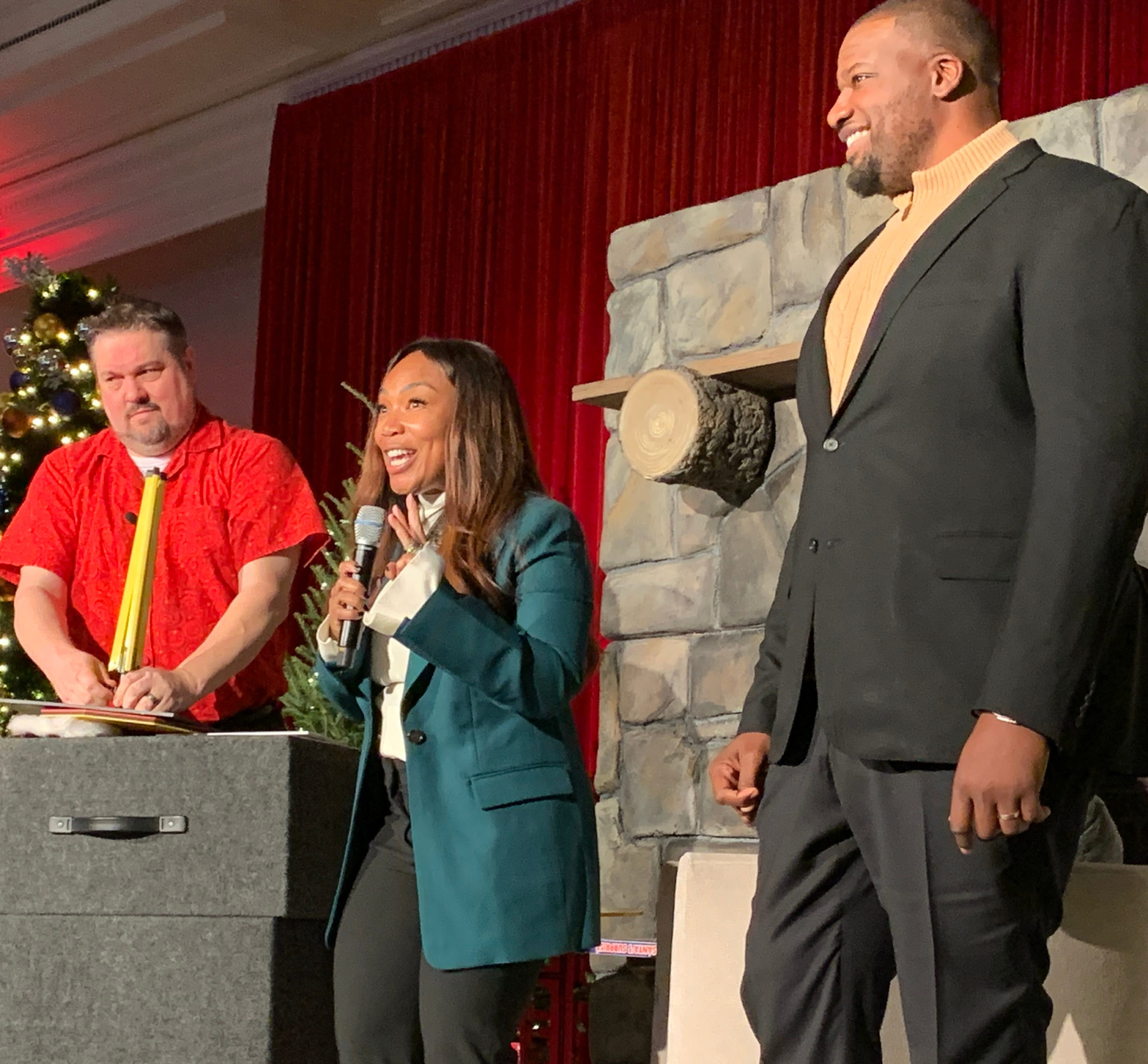 Magical Night as Military Families and Kids Celebrate the Holiday Early ...