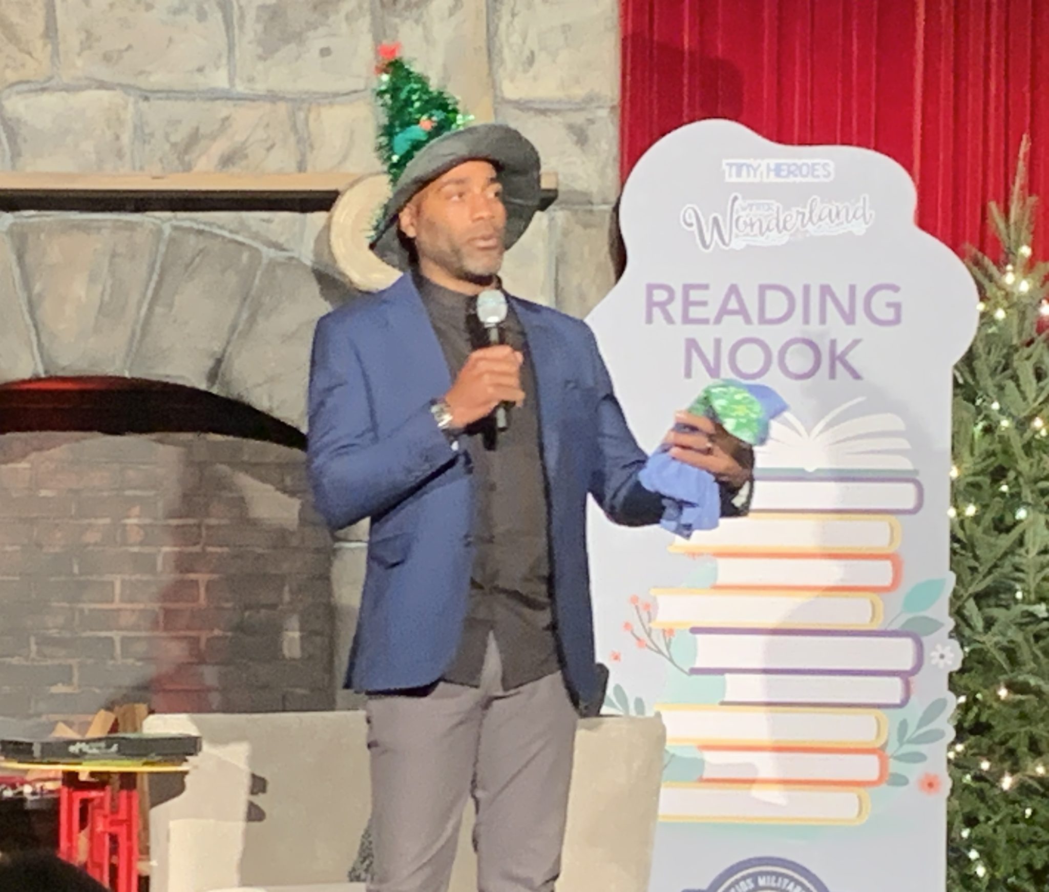 Magical Night as Military Families and Kids Celebrate the Holiday Early ...