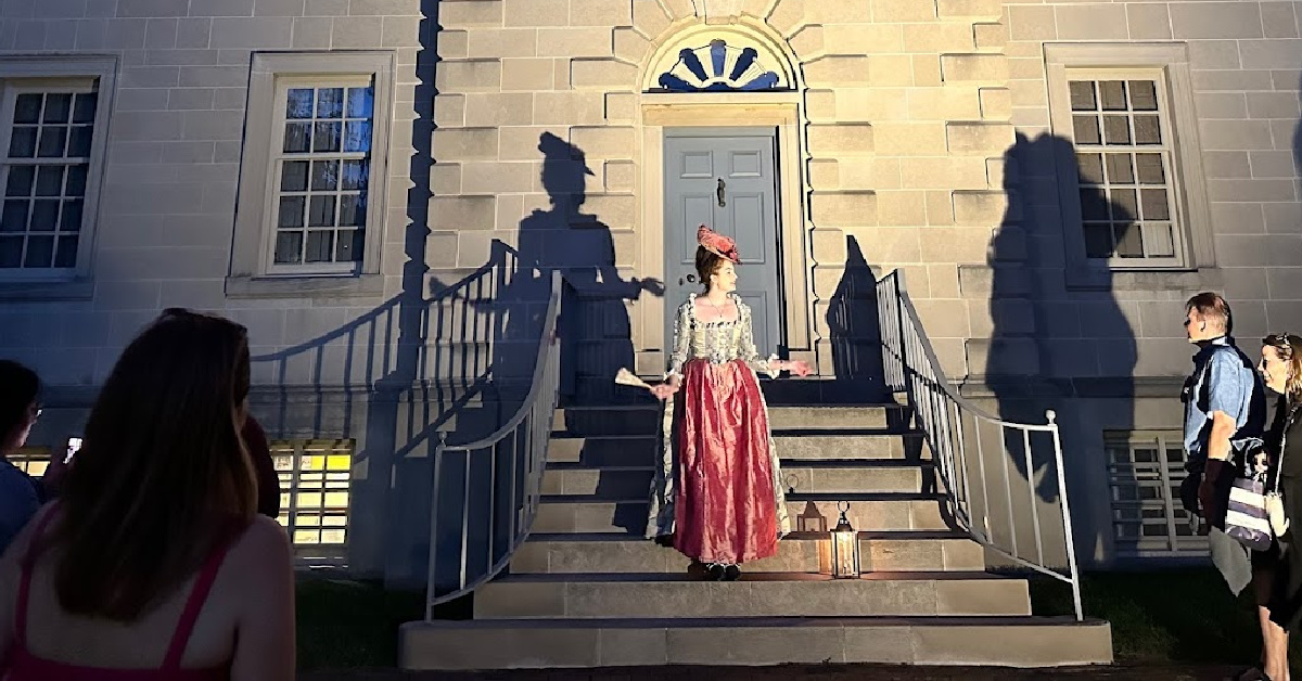 BOOK NOW: Haunted Holiday Ghost Tours in Old Town Alexandria, Space ...