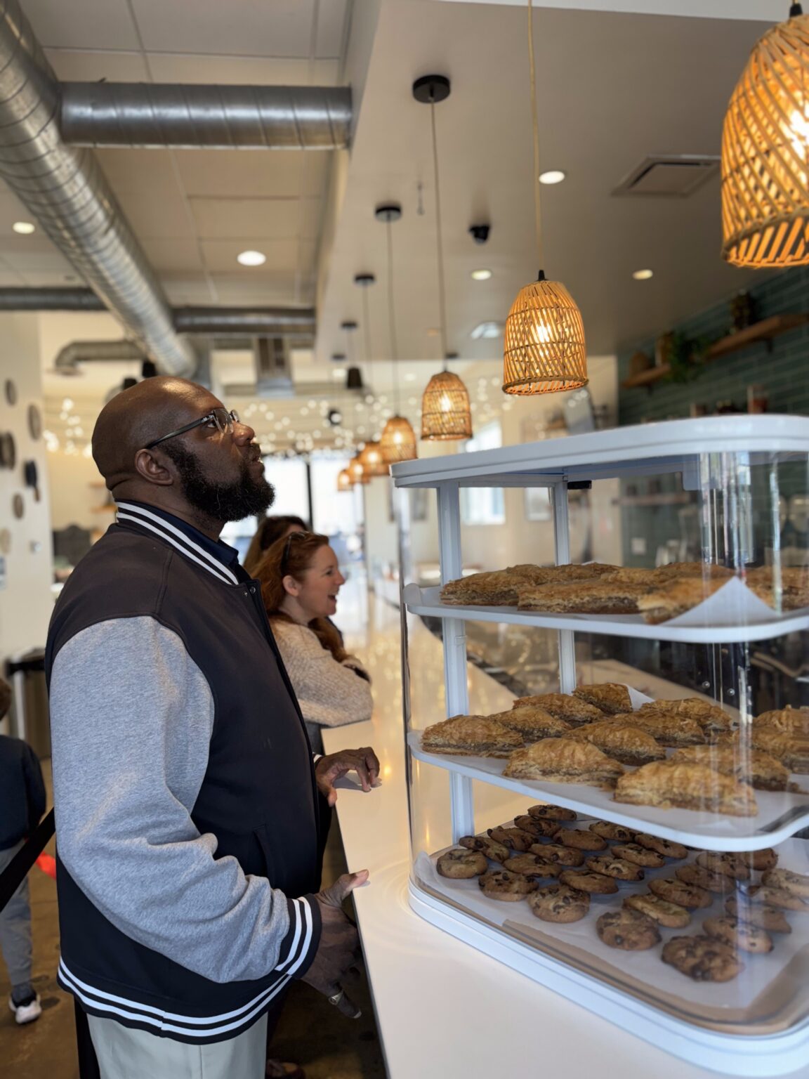 La'Baik Mediterranean Restaurant Opens in Del Ray Neighborhood