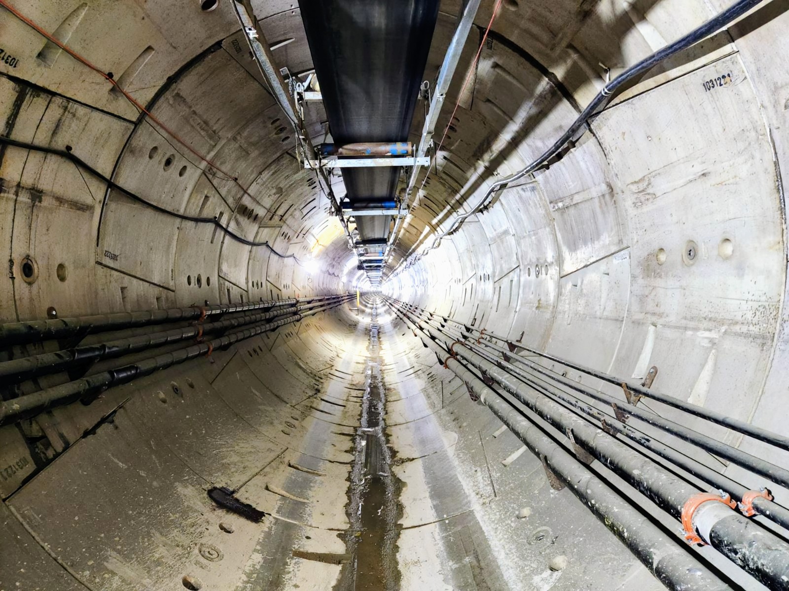 A Tunnel Worth Cheering--Alexandria Wins National Award