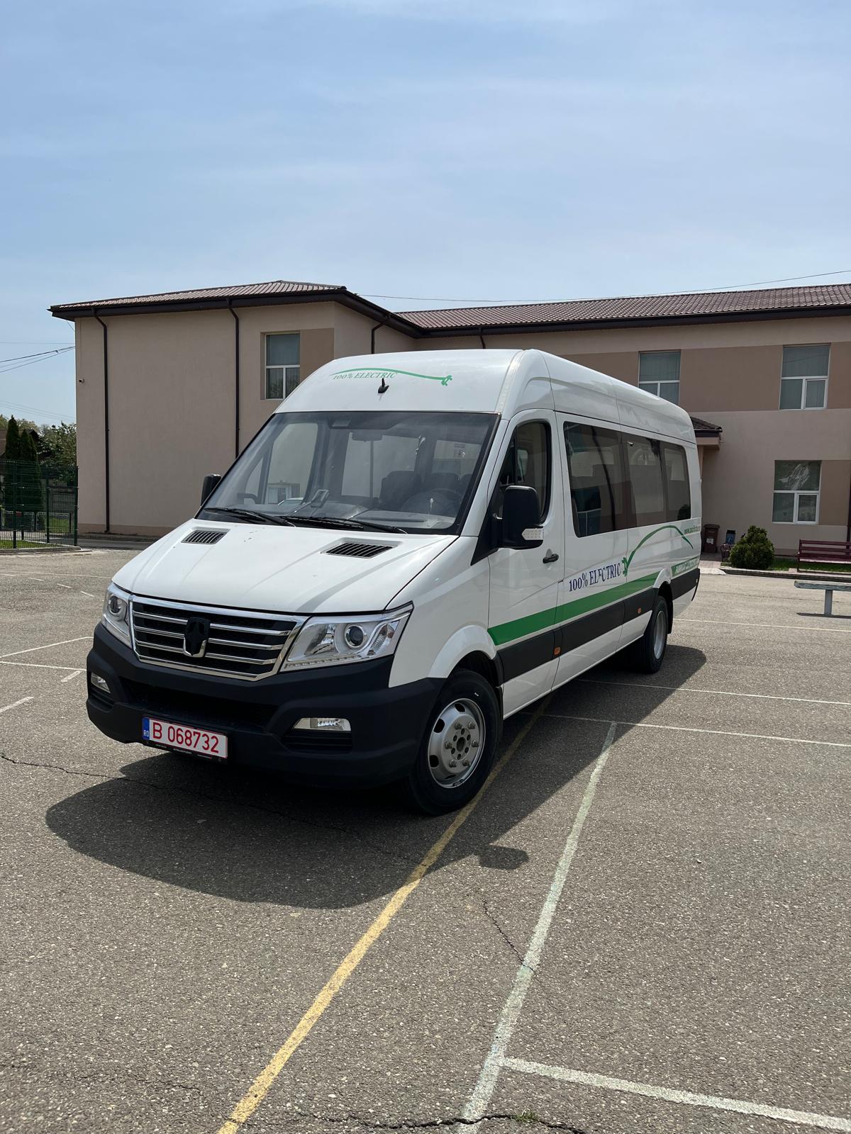 Primul microbuz școlar, 100% electric, a ajuns la Panticeu. Toate ...