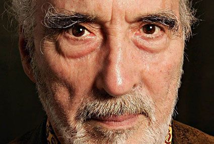 Christopher Lee celebró su cumpleaños 92 lanzando su tercer disco de ...