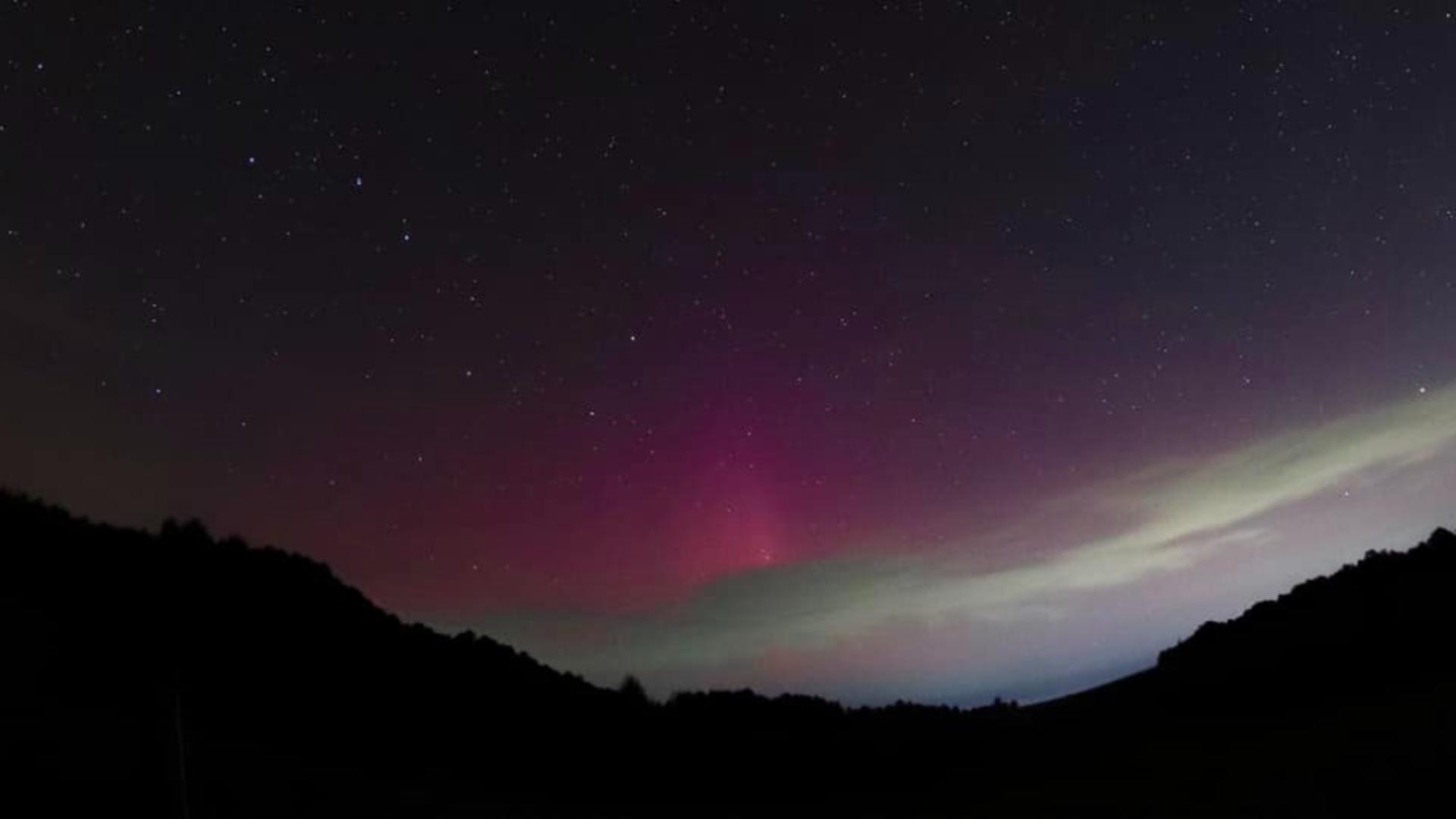 Imagini spectaculoase cu Aurora boreală - Perseidele din România ...