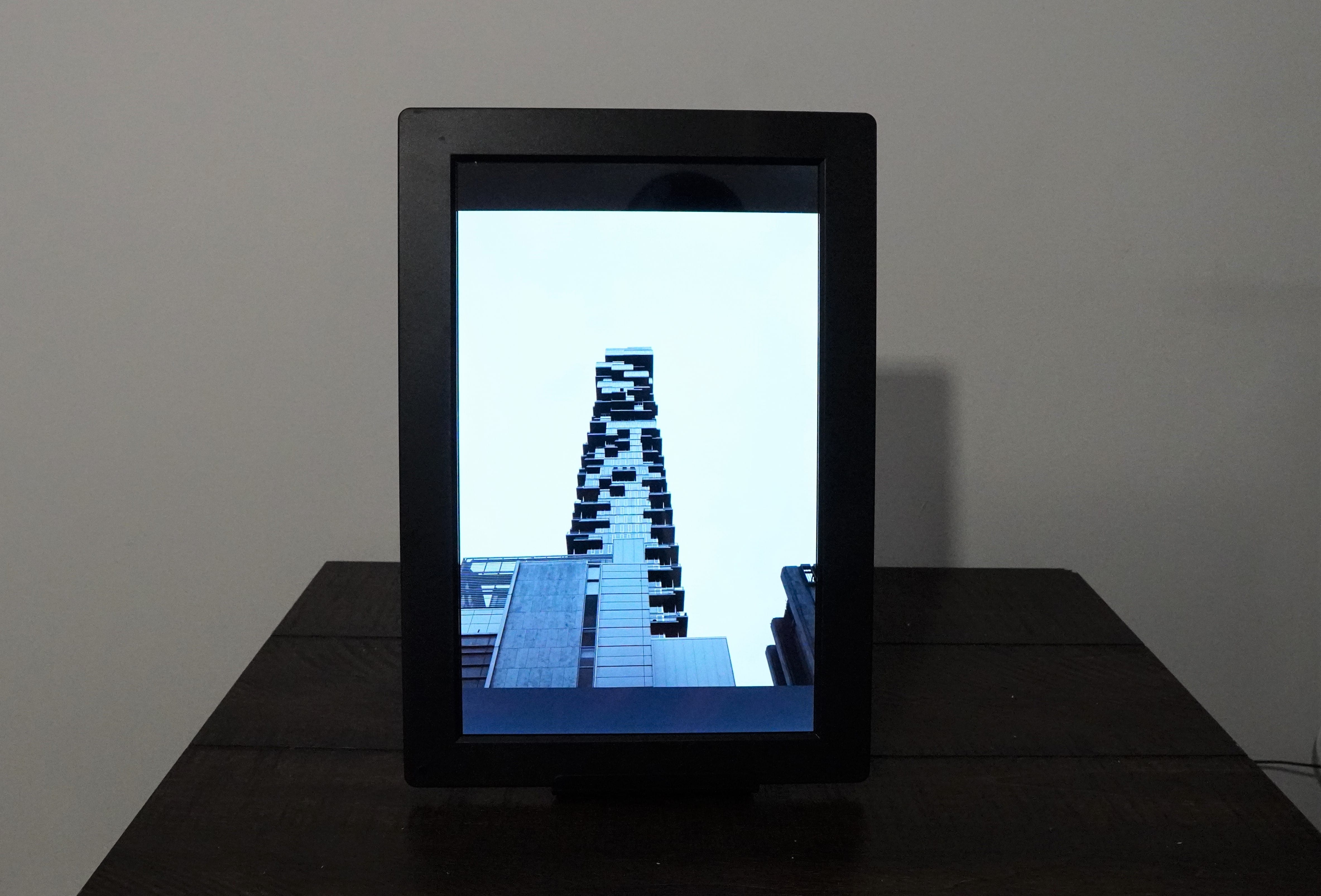 Brookstone PhotoShare Smart Digital Picture | Sharing Memories Easily ...