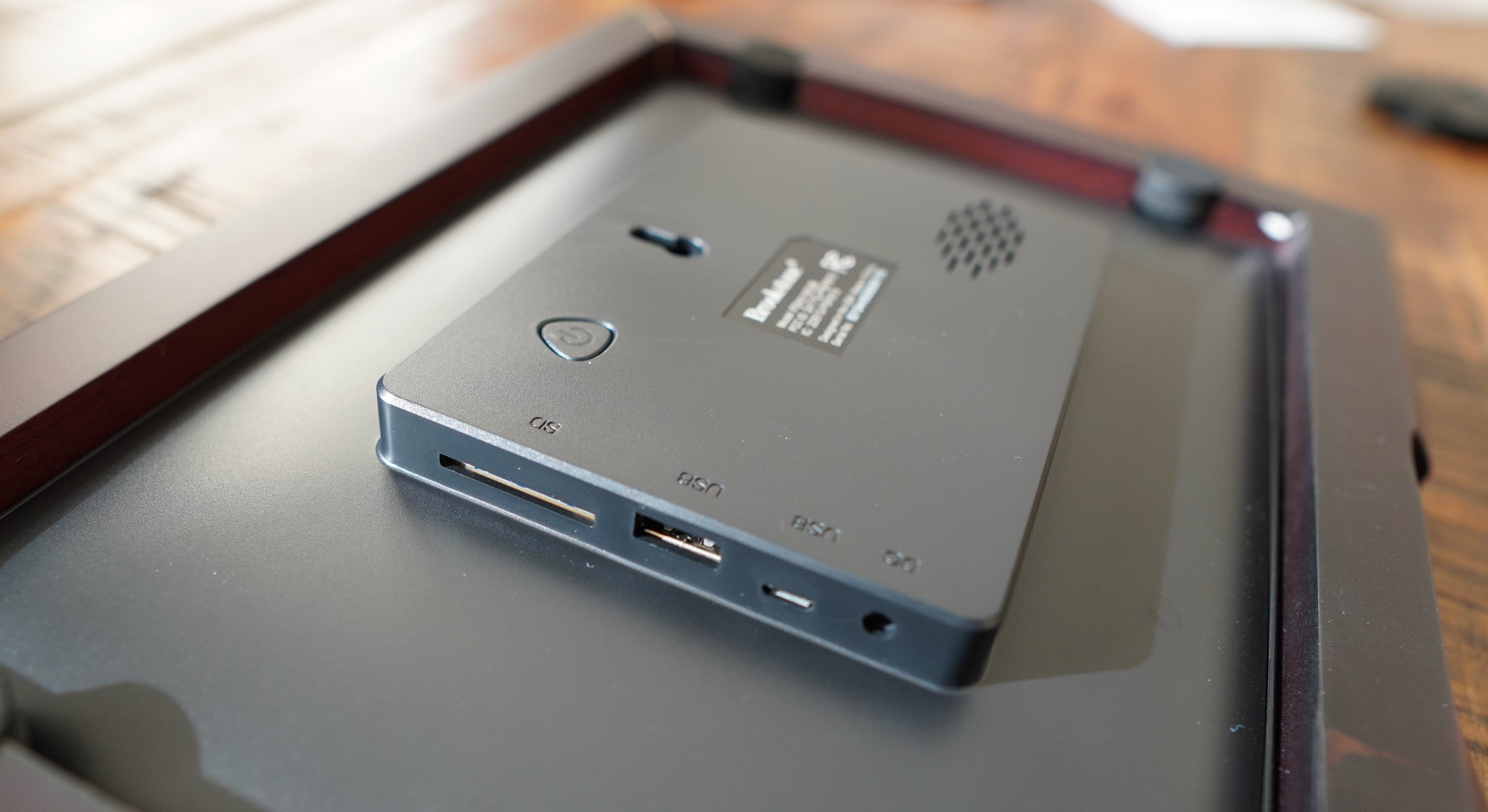 Brookstone PhotoShare Smart Digital Picture | Sharing Memories Easily ...