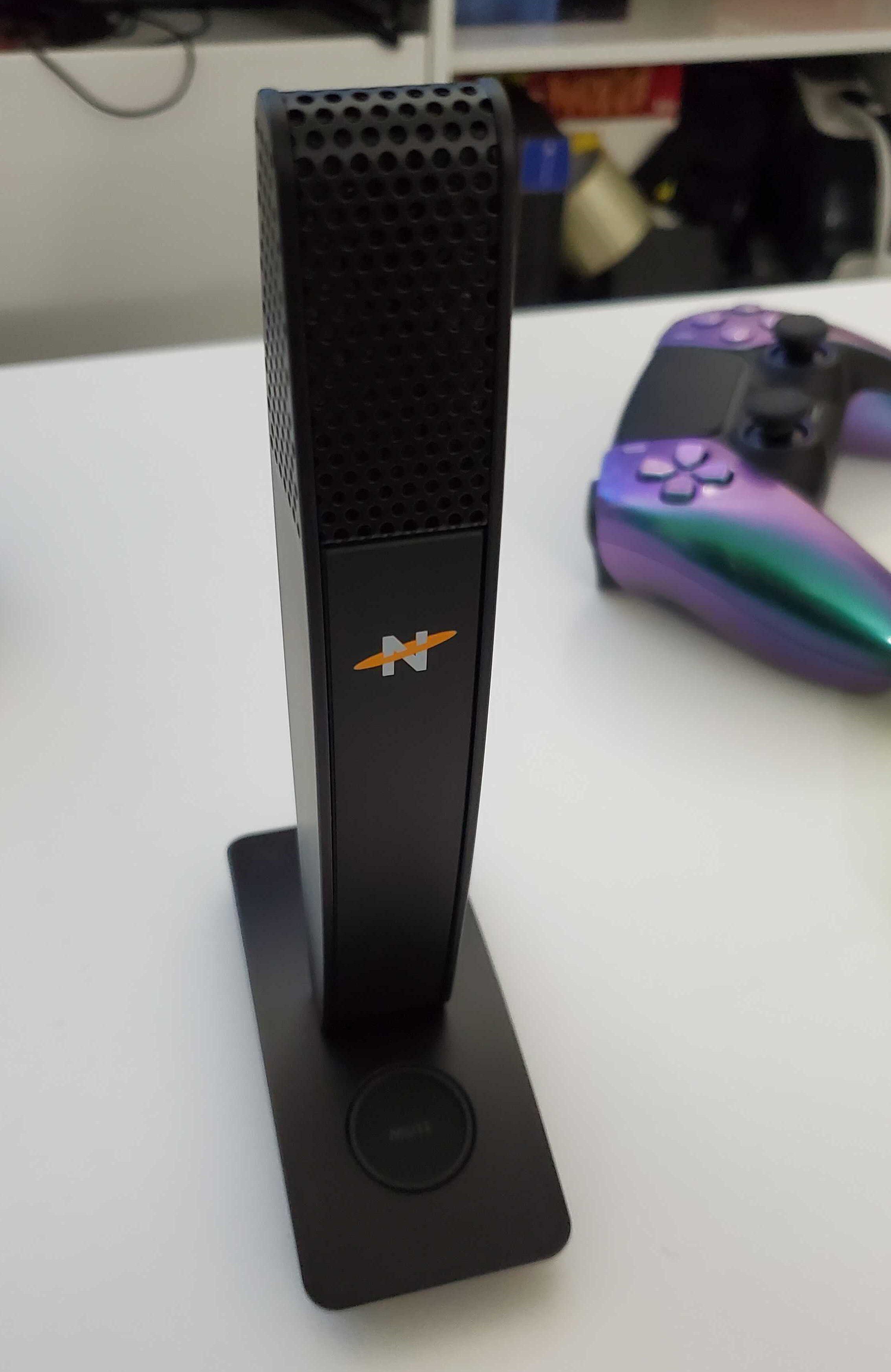 Neat’s Skyline Microphone | Simply Delicate VC Mic [Review] – G Style ...