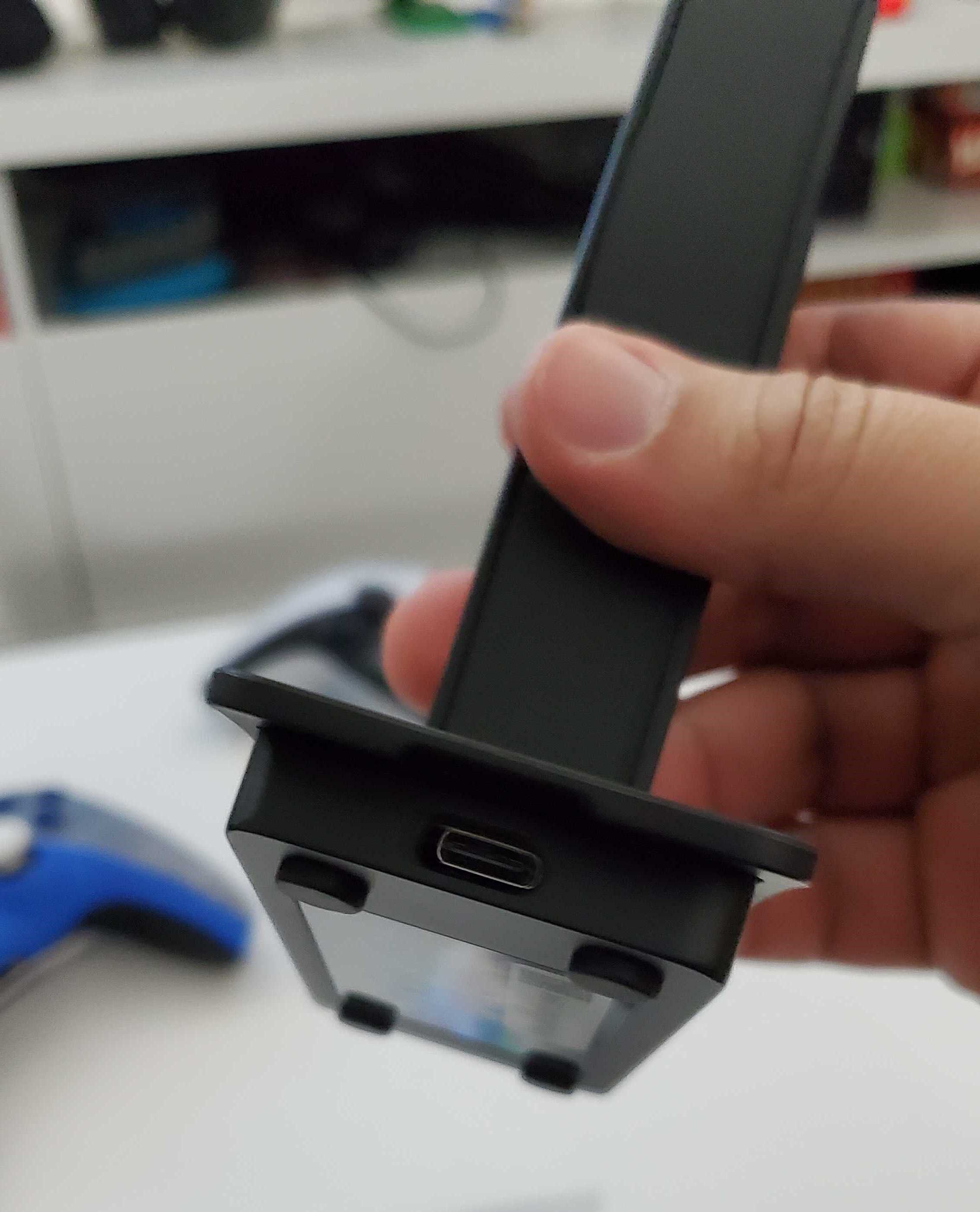 Neat’s Skyline Microphone | Simply Delicate VC Mic [Review] – G Style ...