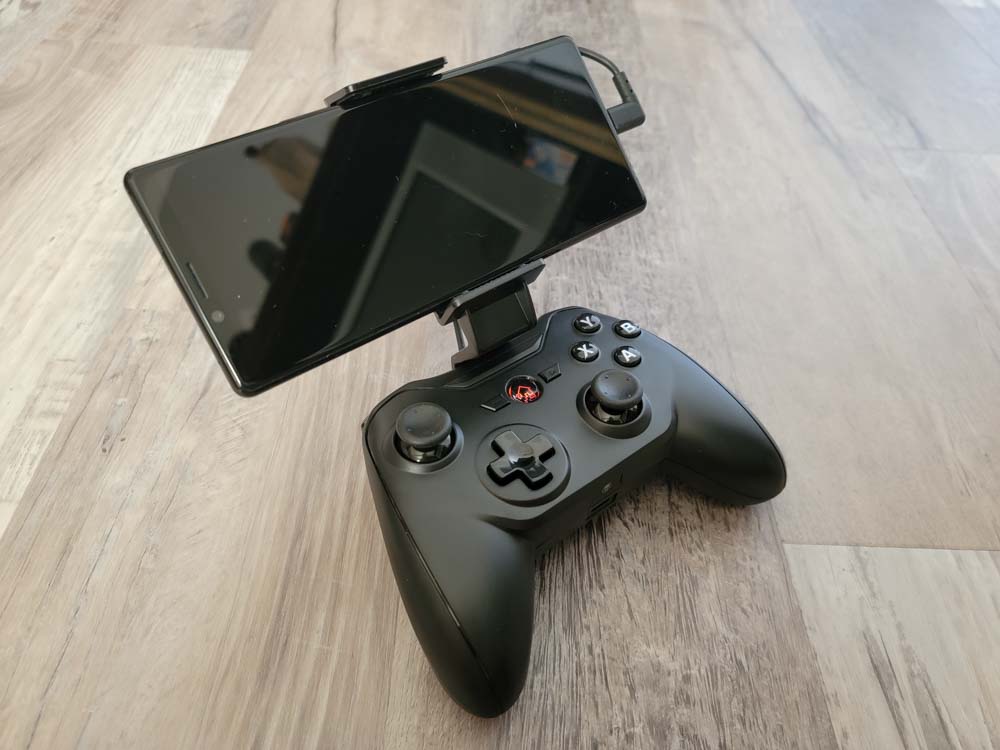 Rotor Riot Wired Game Controller Makes Gaming on Android a Bit Easier ...