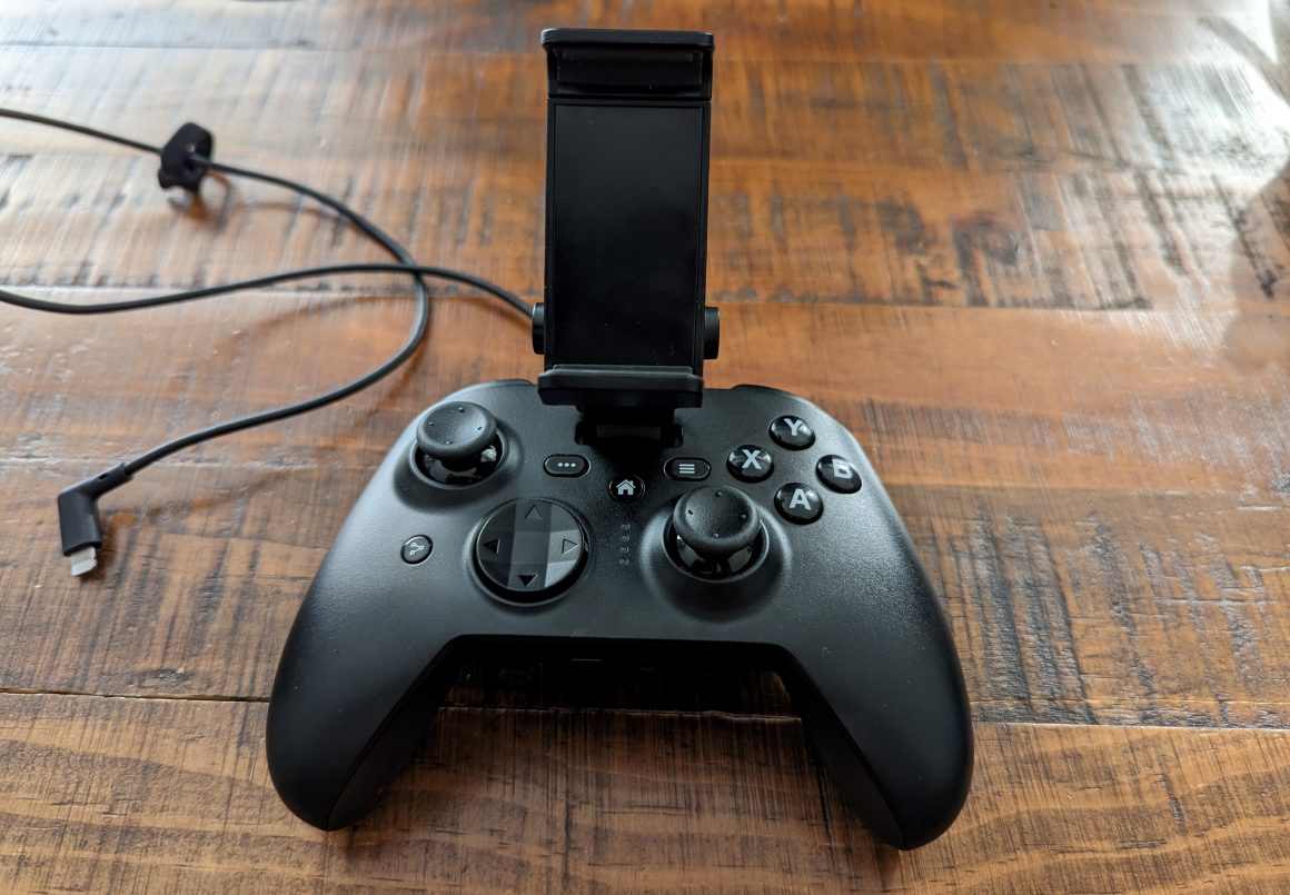RiotPWR Cloud iOS Game Controller [Review] – G Style Magazine