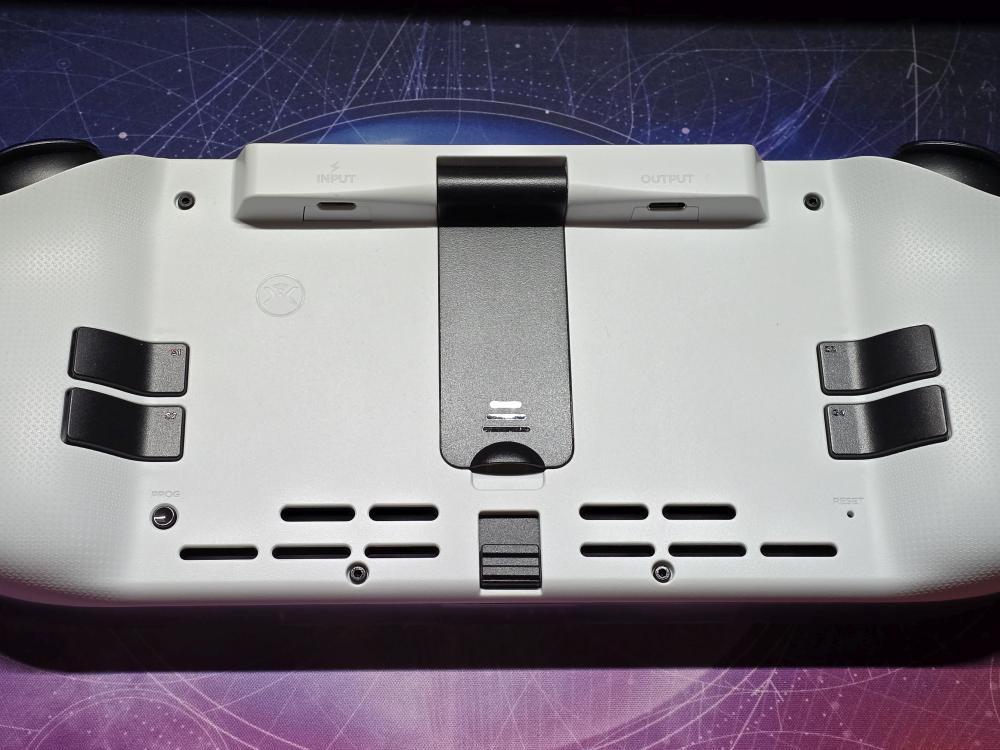 CRKD Nitro Deck+ for Nintendo Switch – Clear White Edition [Review] – G ...