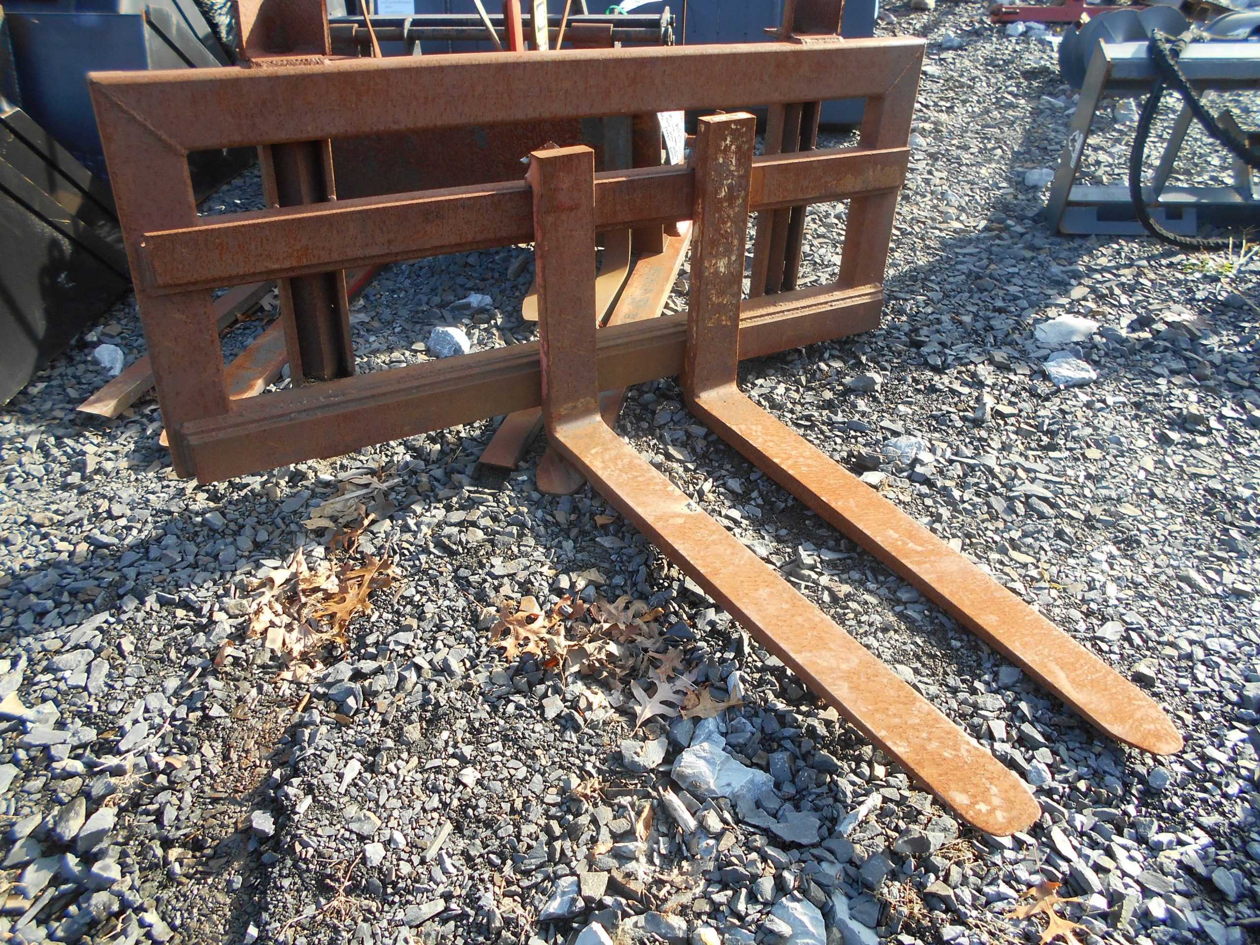 #2527736 Loader mount Pallet Forks $599.00 - JM Equipment