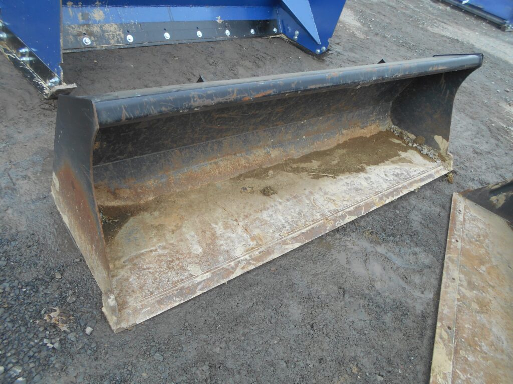 Skid Steer Buckets/Loader Buckets | JM Equipment