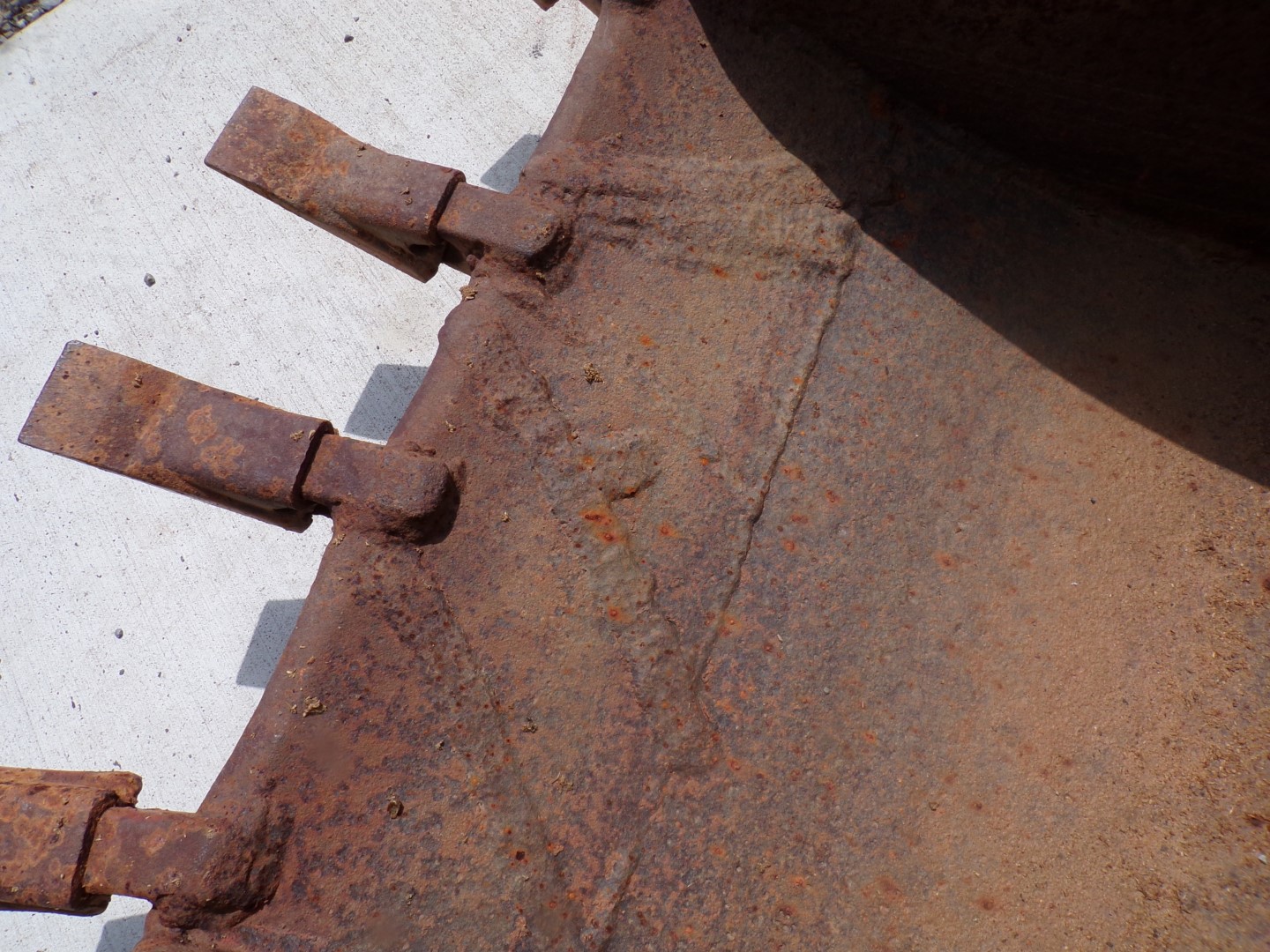 #7051 18" Used Backhoe Bucket (Rough) $85.00 - JM Equipment