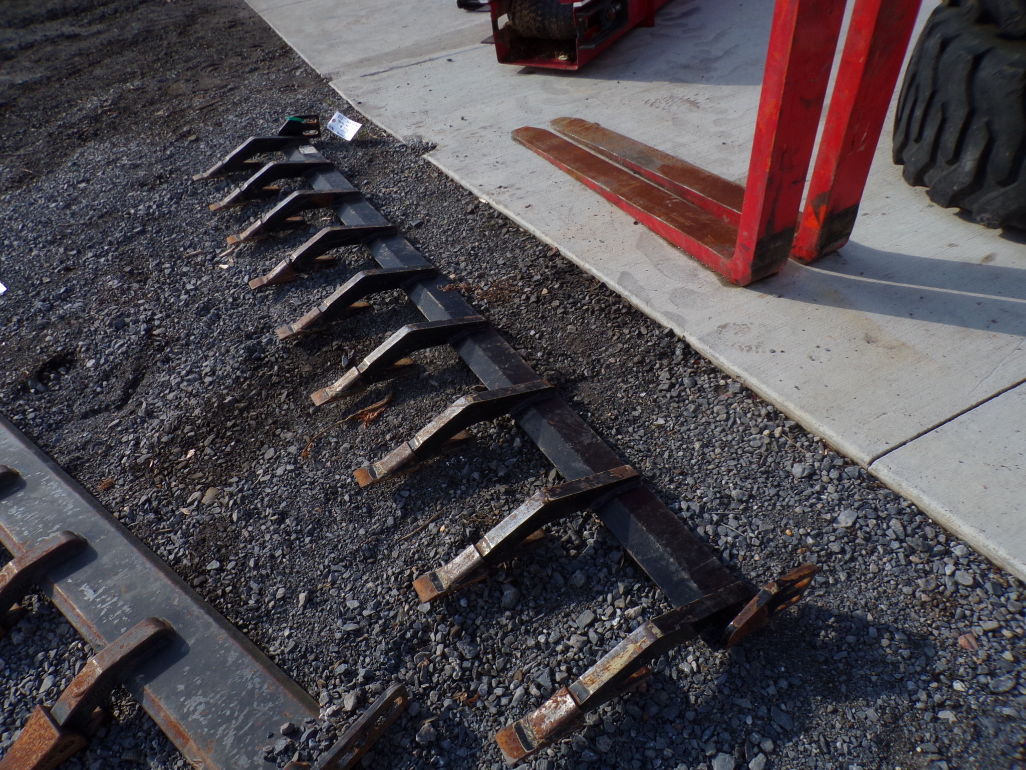 #8396 83 1/2" HLA Bolt-on Bucket Tooth Bar $375.00 - JM Equipment