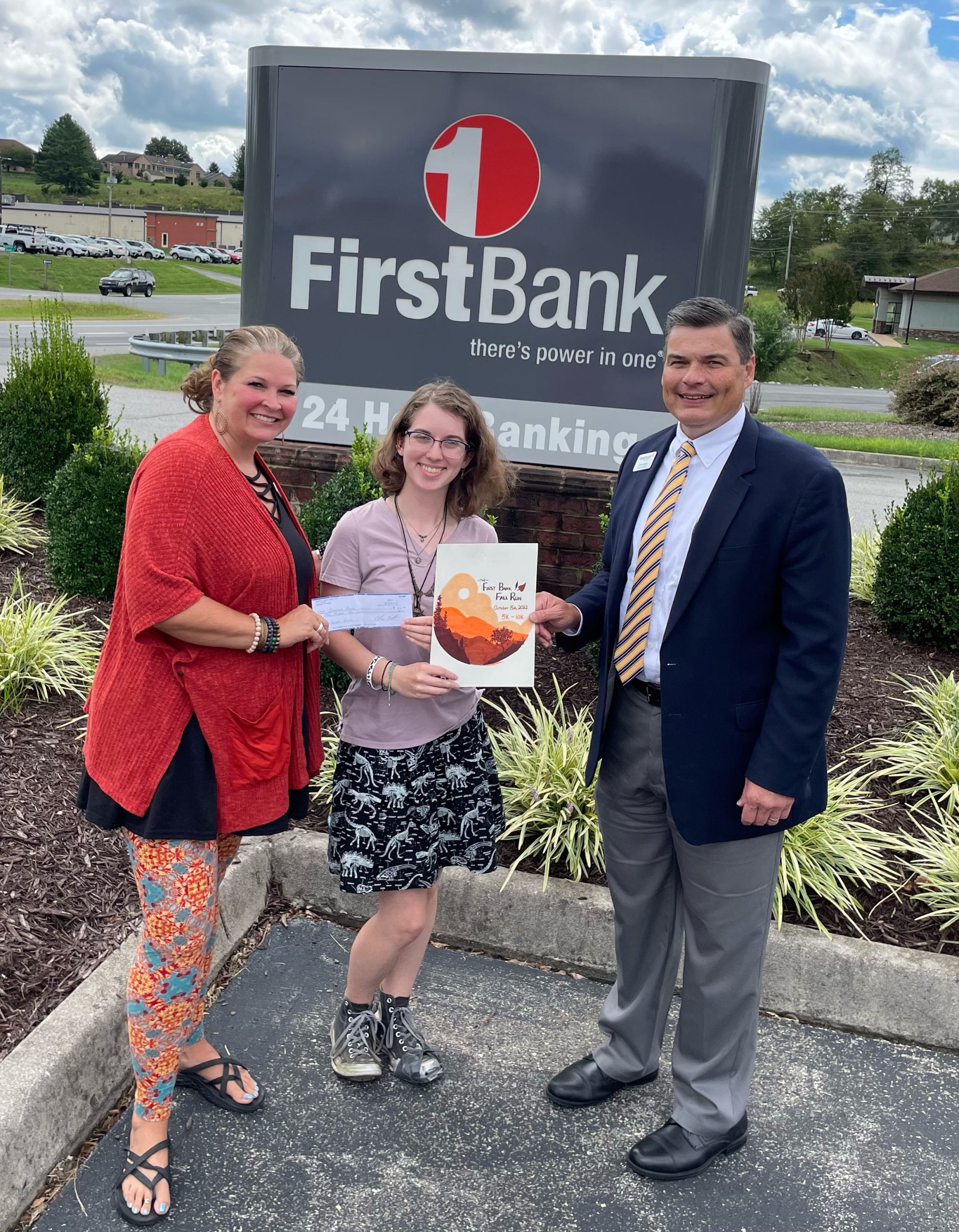 The First Bank Fall 5K & 10K Run Art Contest 2022 – Fincastle Herald