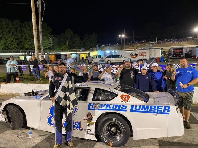 Looney scores win in late model race – The Enterprise