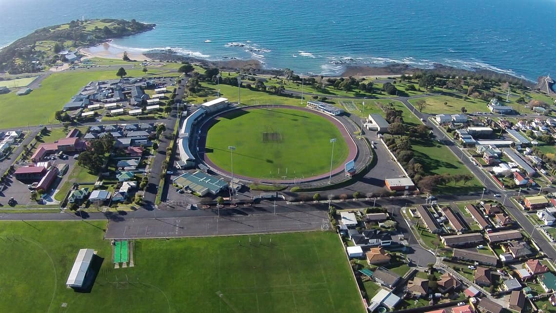 Devonport wants Tasmanian Government to fund a north-west stadium ...