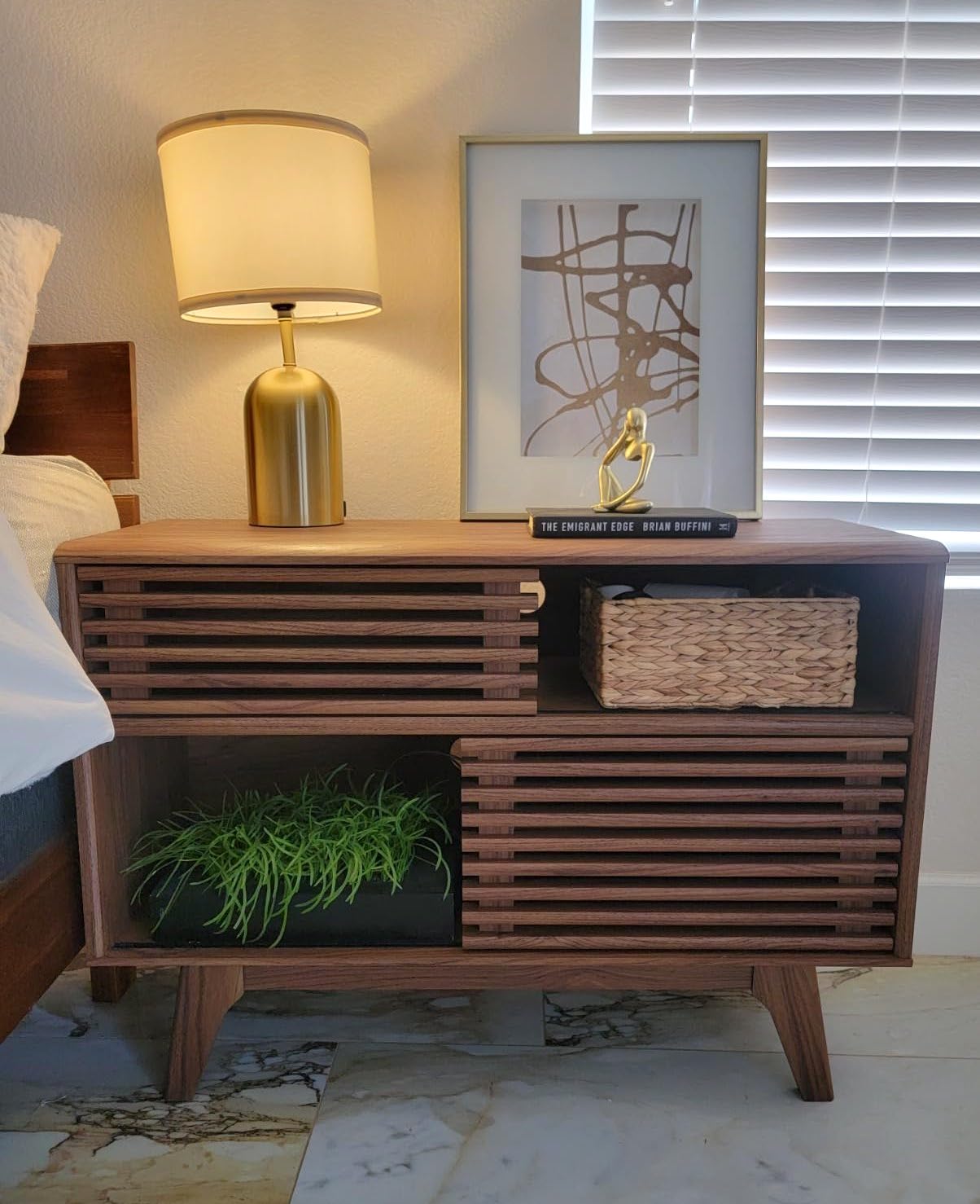 Modway Render Mid-Century Modern Display Stand – REAL DECORS