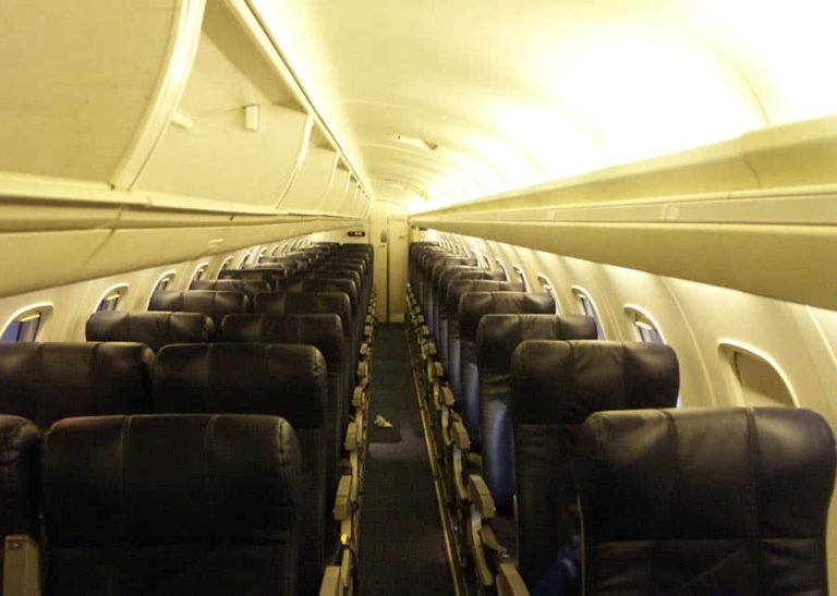 Boeing 737-200 Advanced Brochure - 1976 - The Airchive 2.0