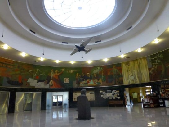 New York LaGuardia - LGA - Delta US Airways Old Terminal C - The ...