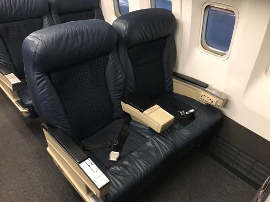 Spirit of Delta Boeing 767-200 Interior and Exterior at Delta Heritage ...