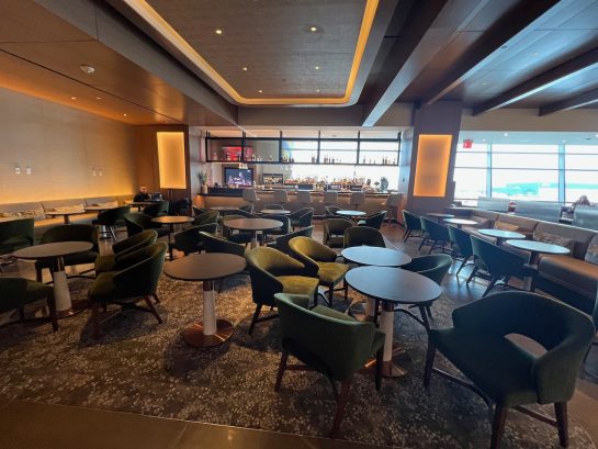 JFK - New York JFK - NY, USA - American Airlines and British Airways ...