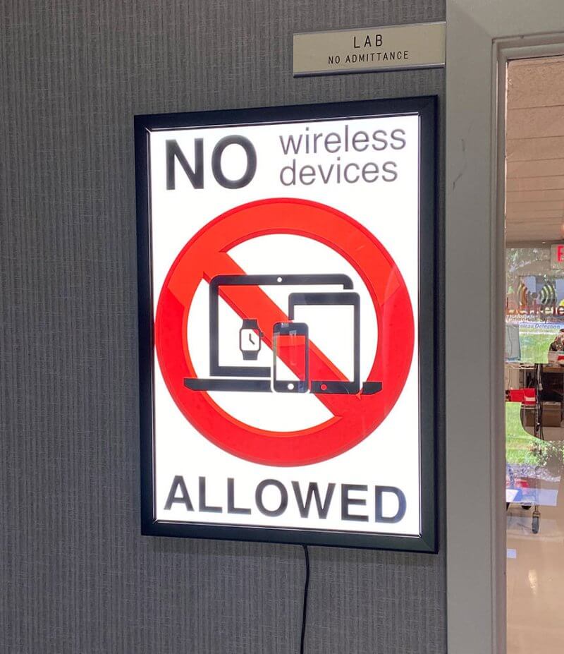 No wireless devices allowed backlit LED sign deters unauthorized PEDs