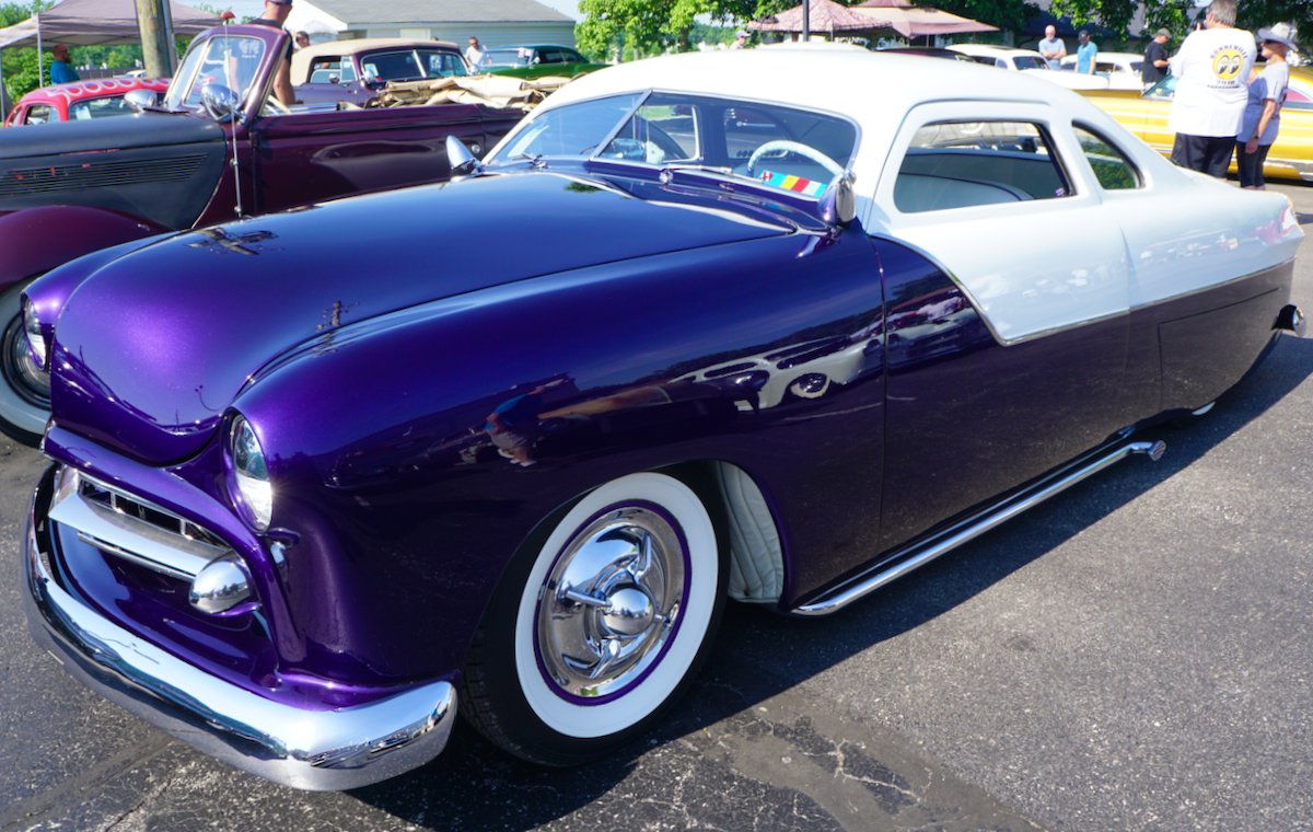 Custom Car Revival, Traditional Customs At Their Finest | Kruzin USA