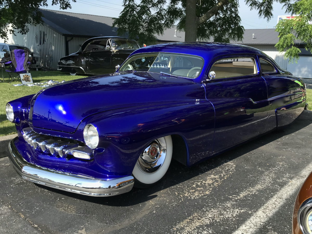 Custom Car Revival, Traditional Customs At Their Finest | Kruzin USA