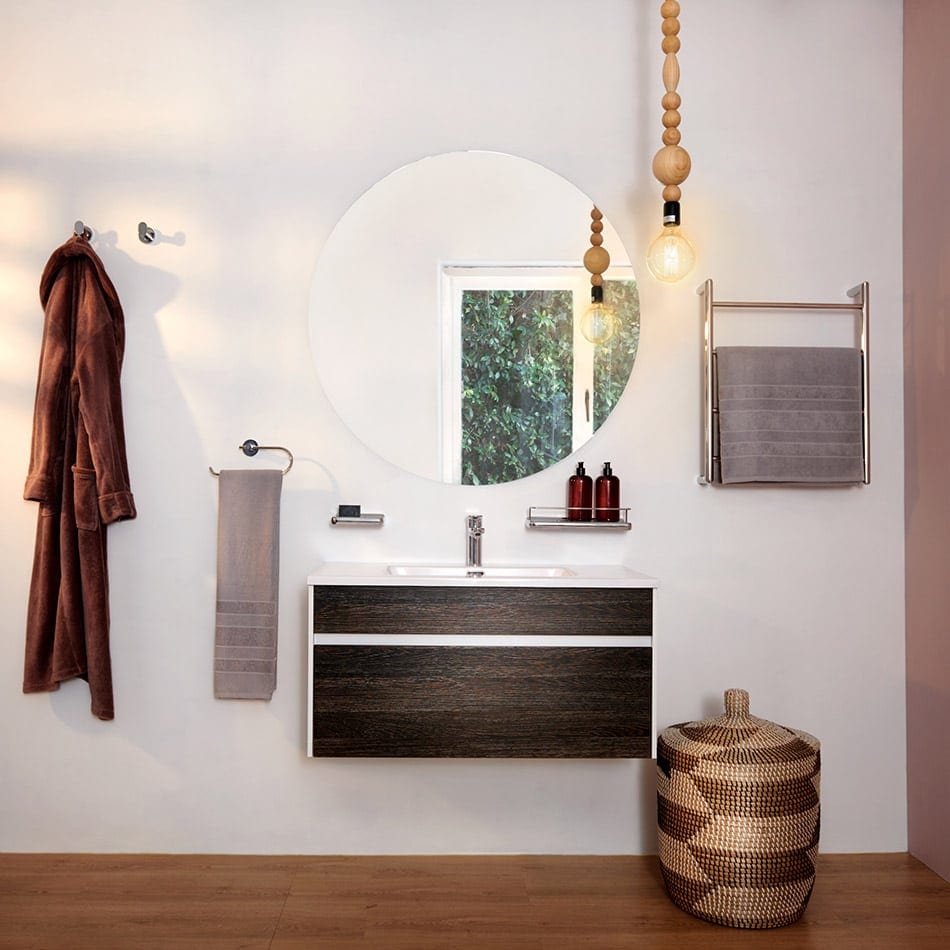 Bathroom Butler: Out with The Old, In With The New - SA Decor & Design