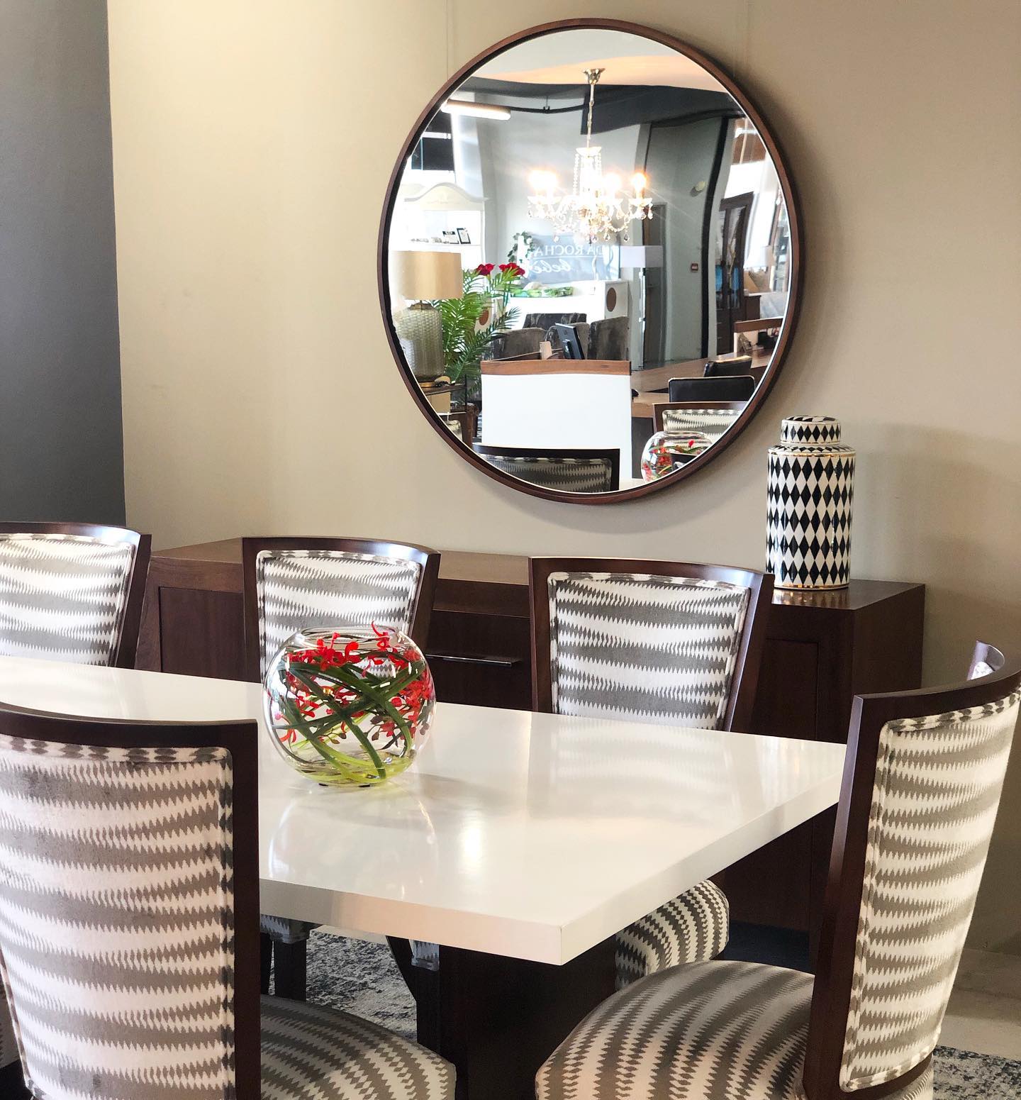 Da Rocha Interiors: Sophisticated Dining Rooms with Oversized Tables ...