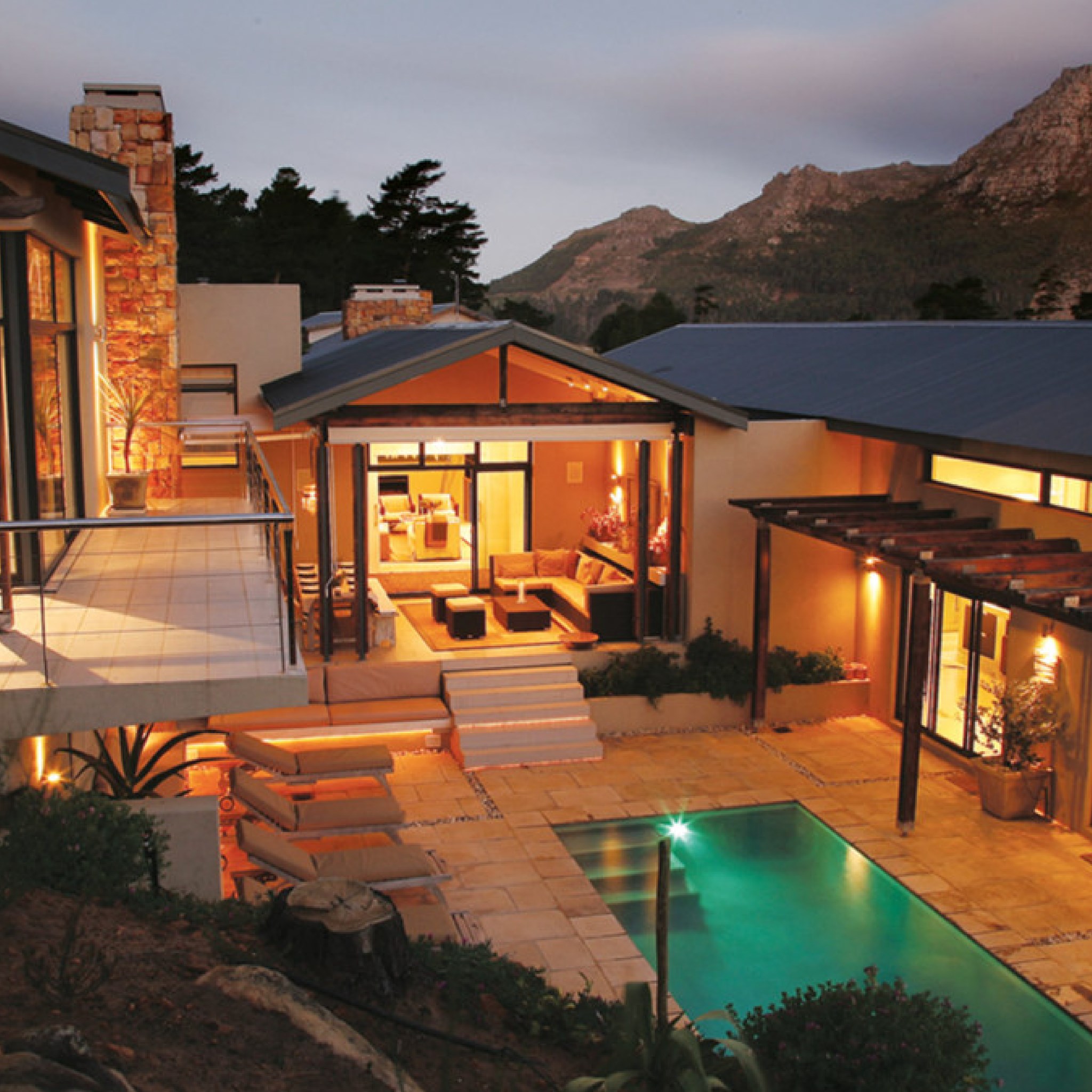 Revelstone: Pool Coping and Paving Ideas - SA Decor & Design