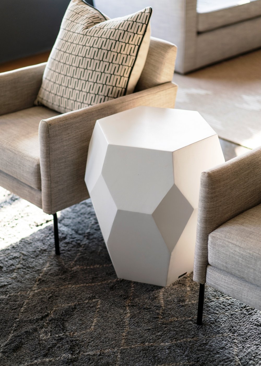 A Side Serving of Elegance From Leonardo Design - SA Decor & Design