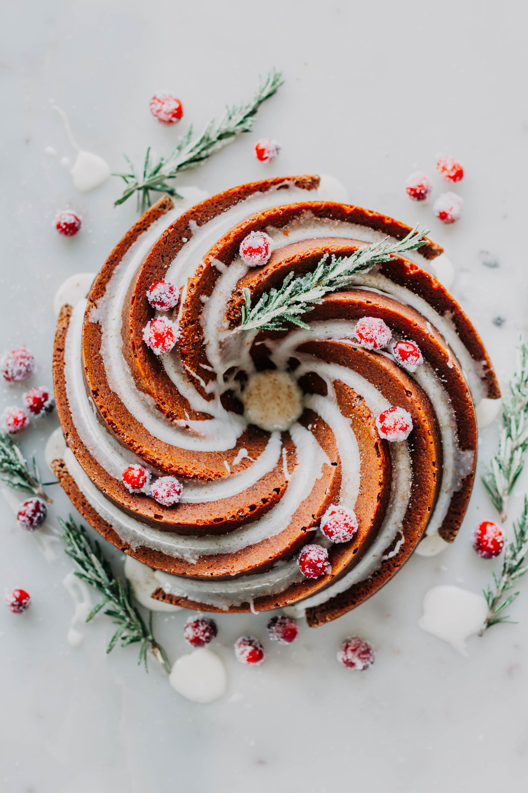 Sweet And Simple: A Festive Gingerbread Cake - SA Decor & Design