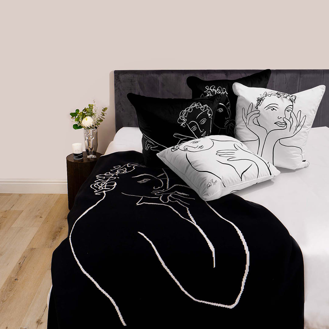 Carrol Boyes Introduces Sketchbook Black - The New Classic - SA Decor ...