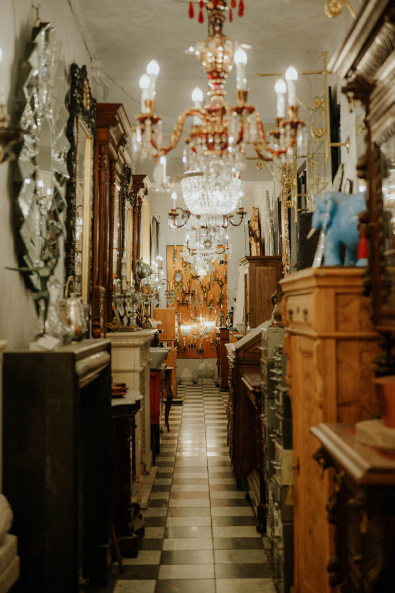 Delos: Incorporate Beautiful Antiques Into Your Interior - SA Decor ...