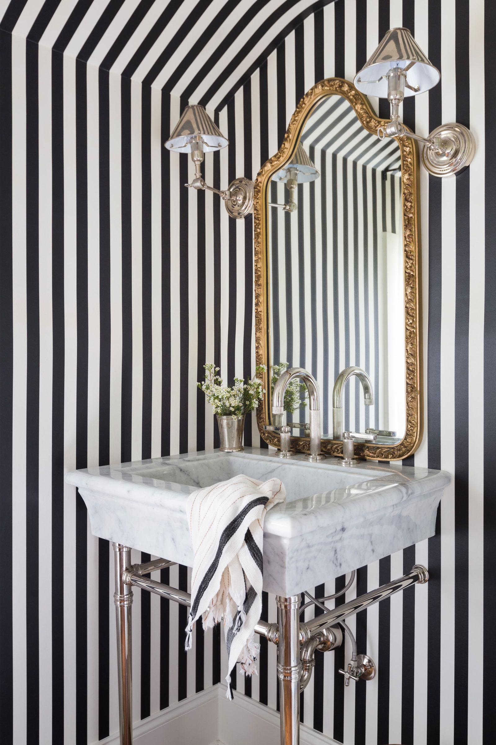 Celebrity Homes: Inside Fashion Model Taylor Hill's Nashville House ...