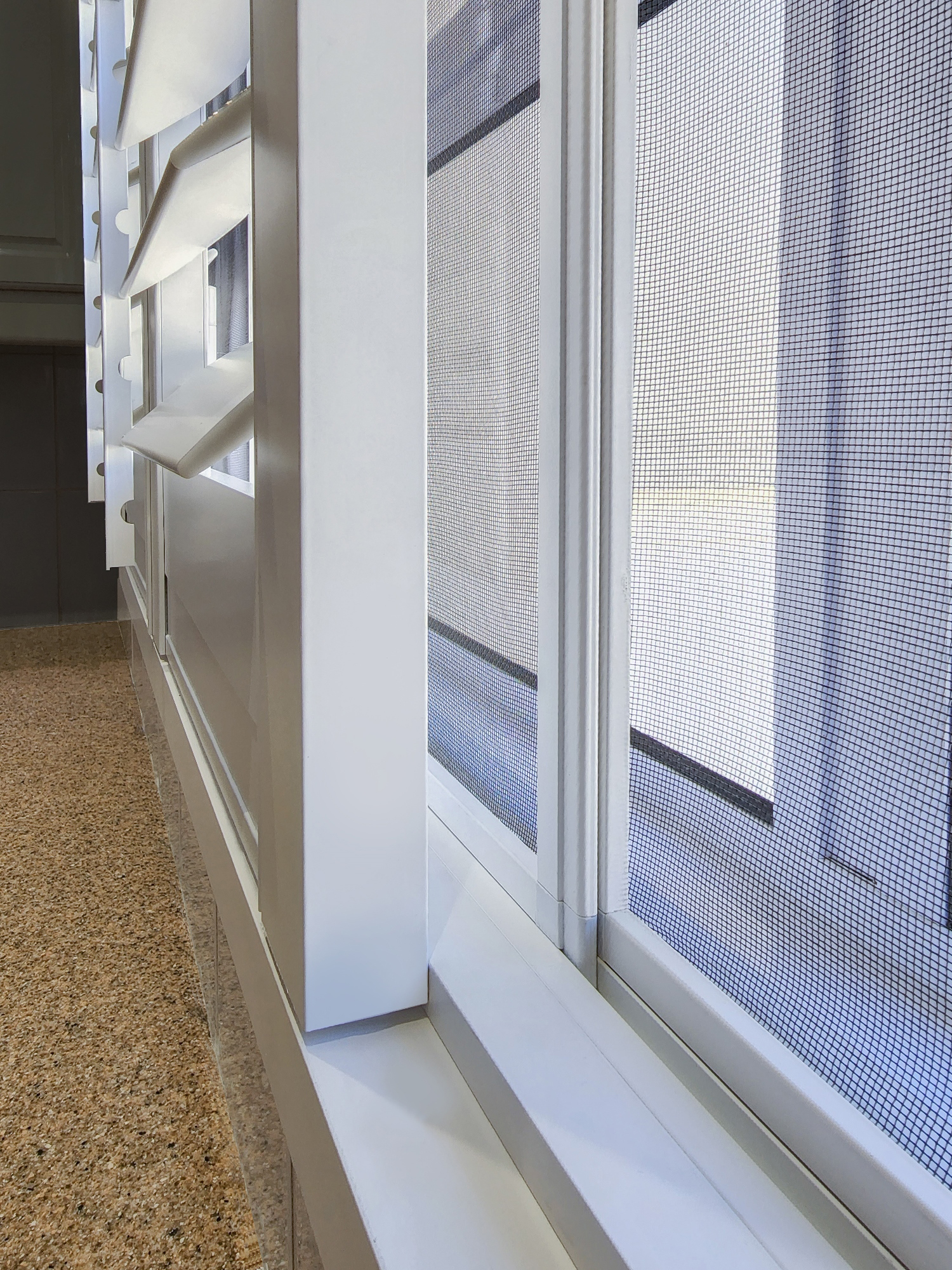 Introducing Integrated Flyscreen Shutters to the Plantation Shutters ...