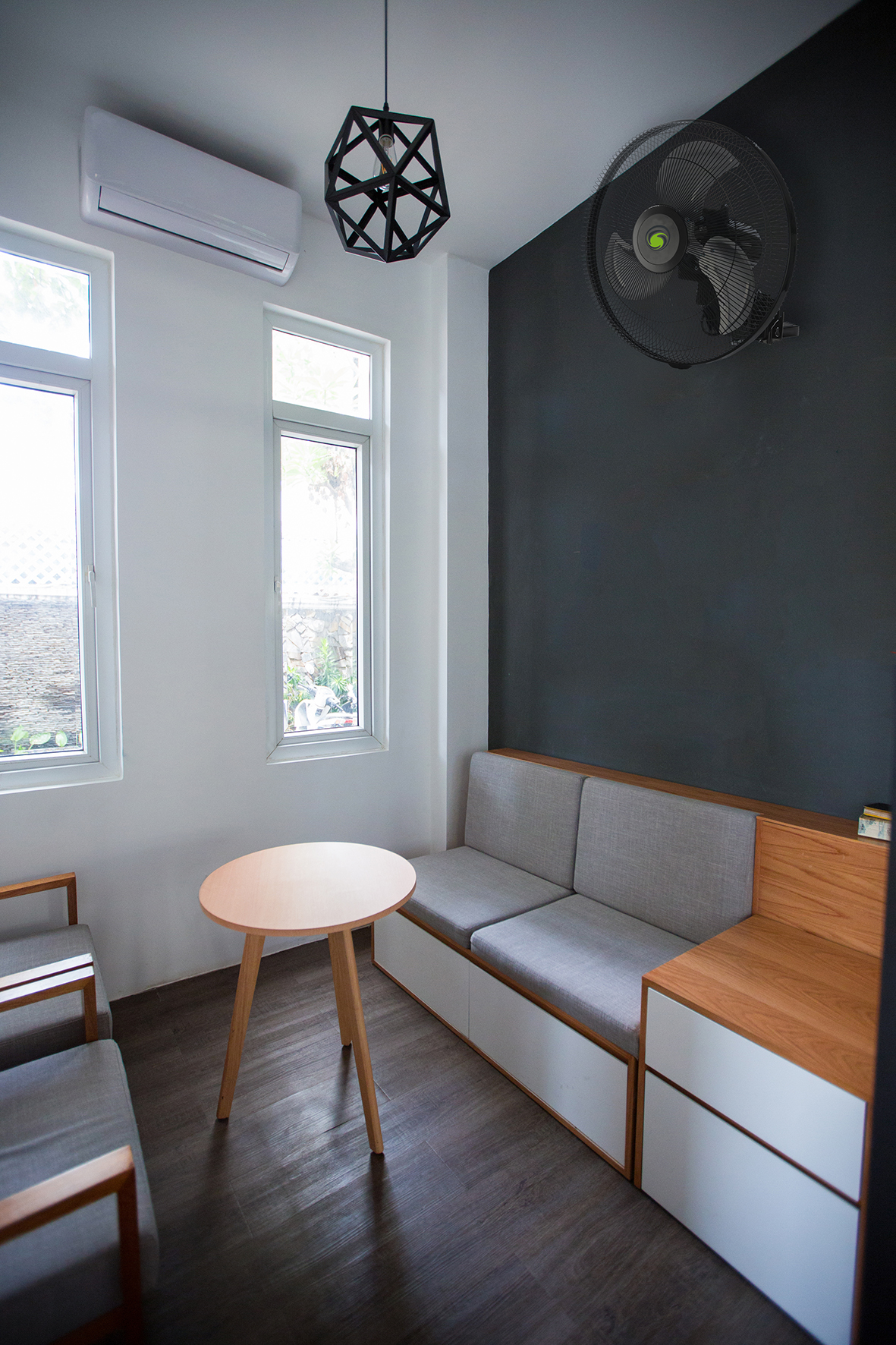 Solent: Keep Cool With Easy Placement of Your Wall Fans - SA Decor & Design