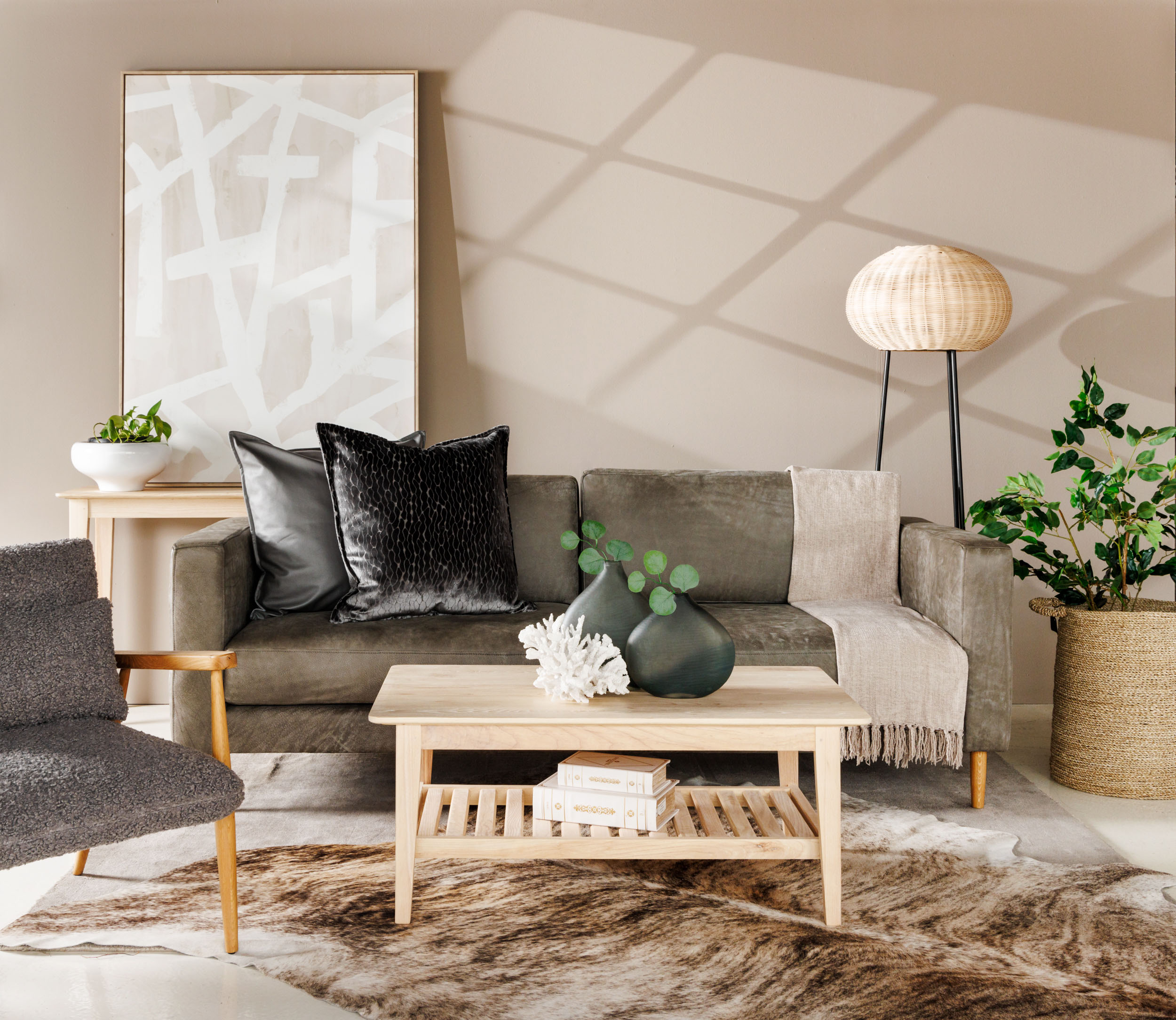 Atmosphere: How to Place Art The Right Way - SA Decor & Design