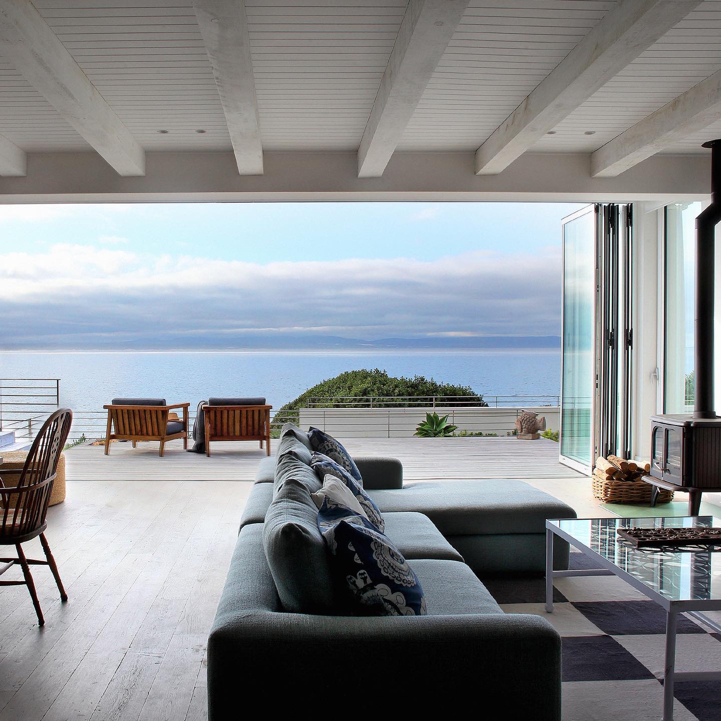 Perfect Hideaways: The Blue Anchor, Hermanus - SA Decor & Design