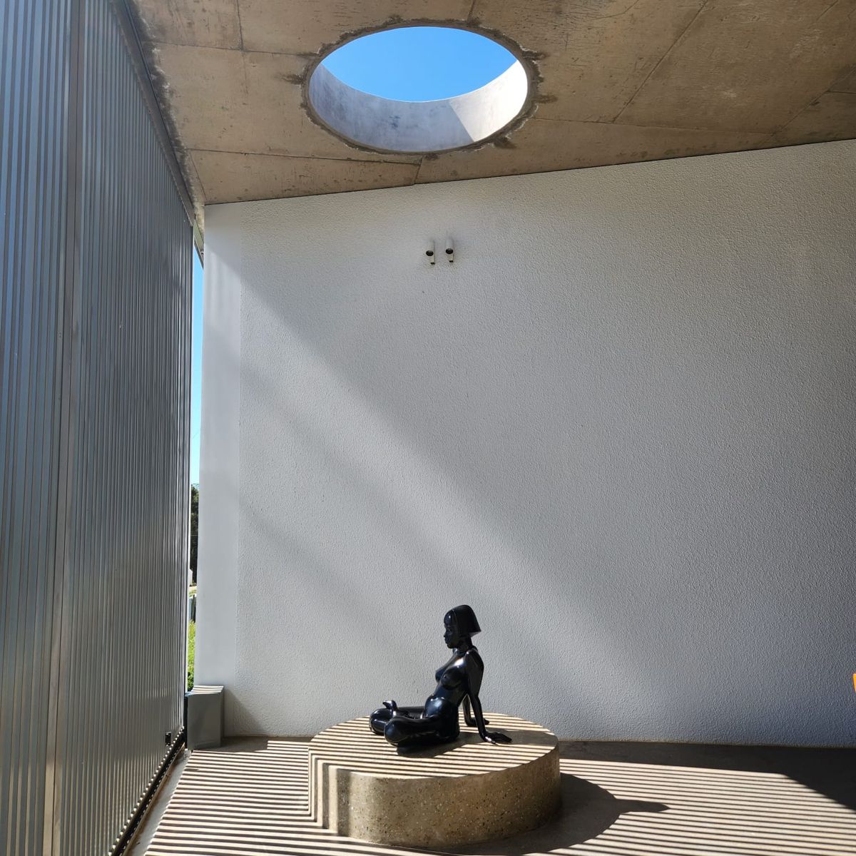 Solo Studios: An Intimate Art Encounter at Die Kunshuis - SA Decor & Design