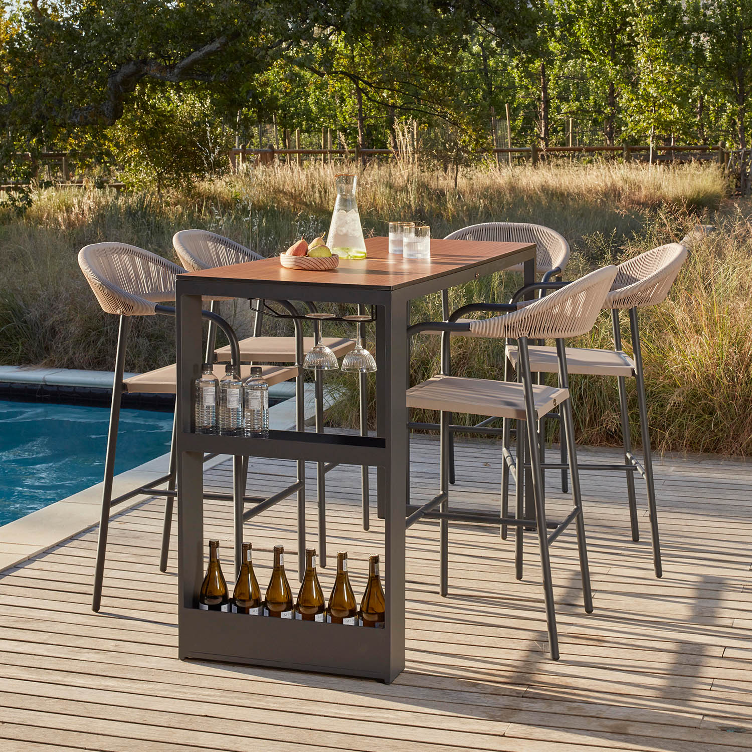 Patio Warehouse: Outdoor Dining sets for Al Fresco Mealtime Bliss - SA ...