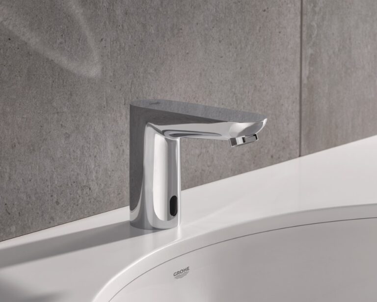 GROHE: Commercial Bathroom Fittings - SA Decor & Design