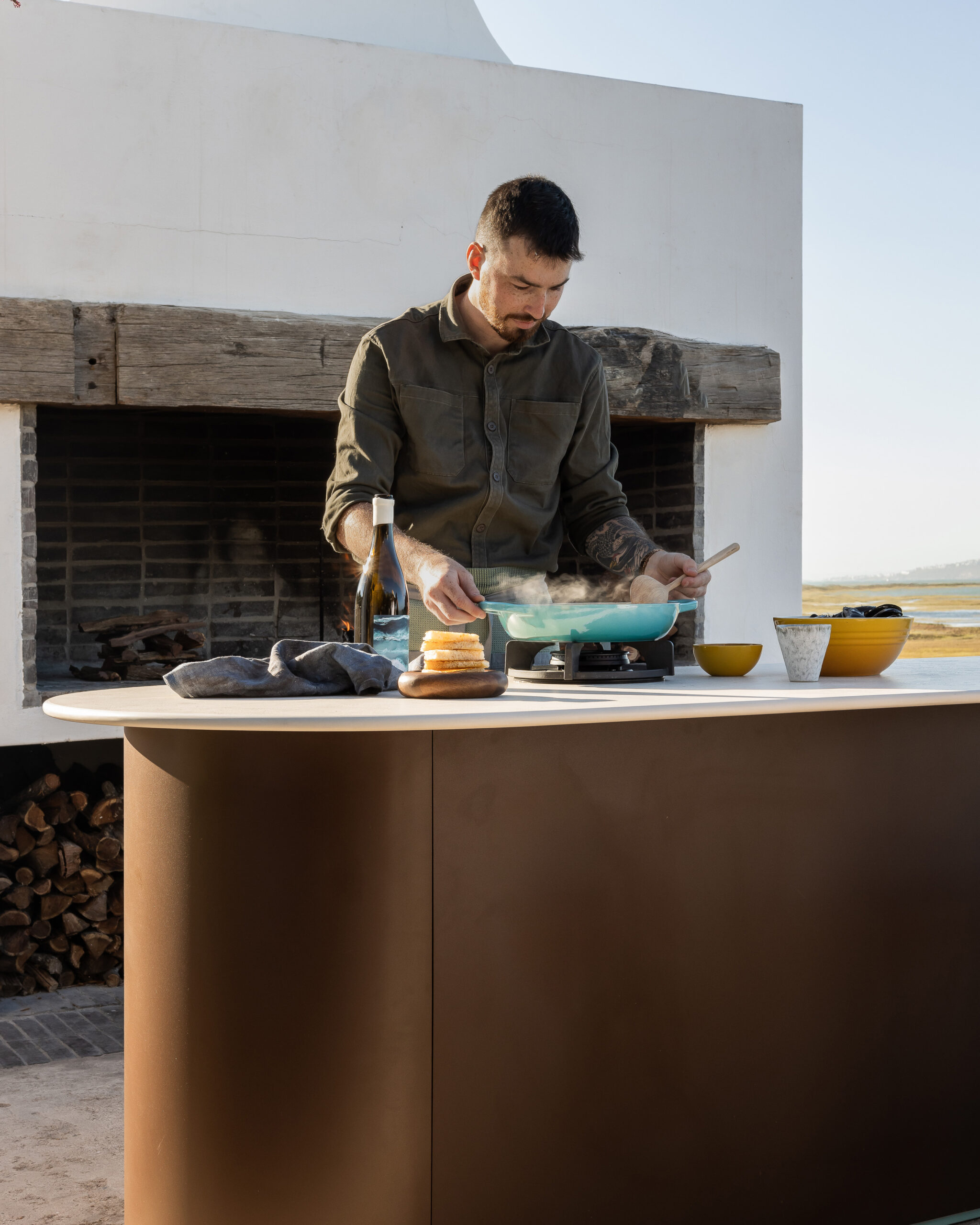 Haldane Martin’s Galapagos: A Sculptural Outdoor Kitchen for Luxurious ...